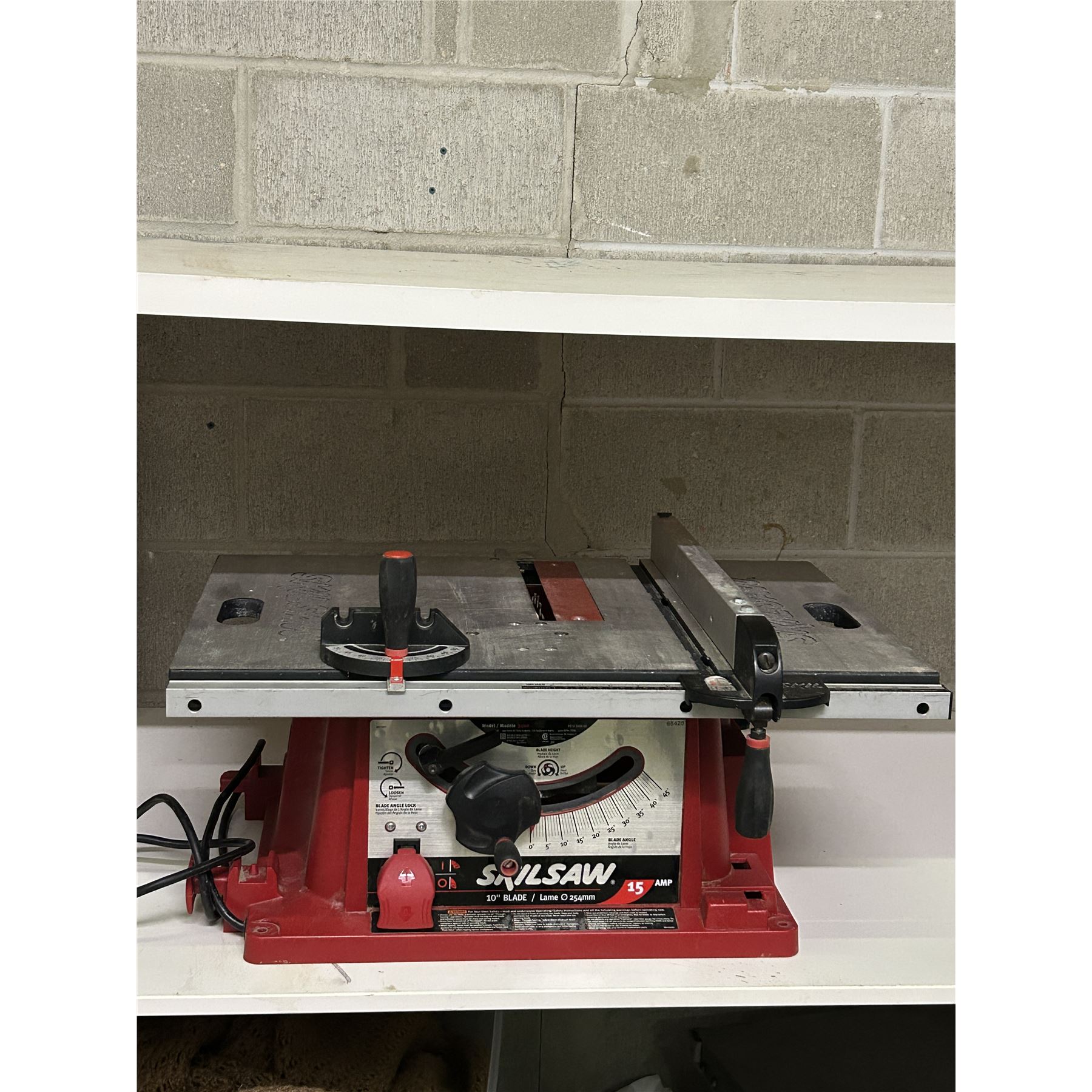 SkilSaw 10 inch Table Saw.