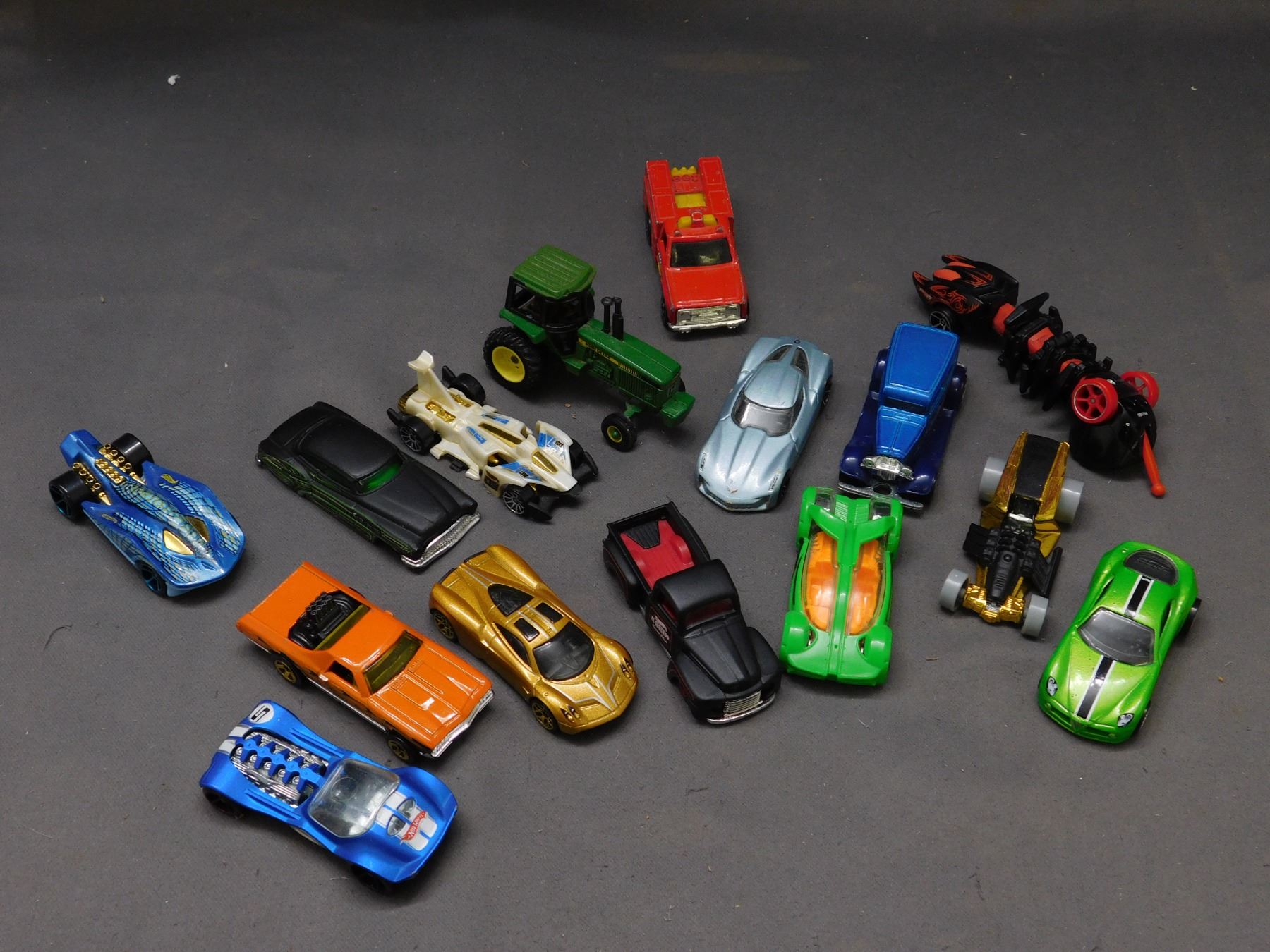Lot of Die Cast Hot Wheels Toy Cars