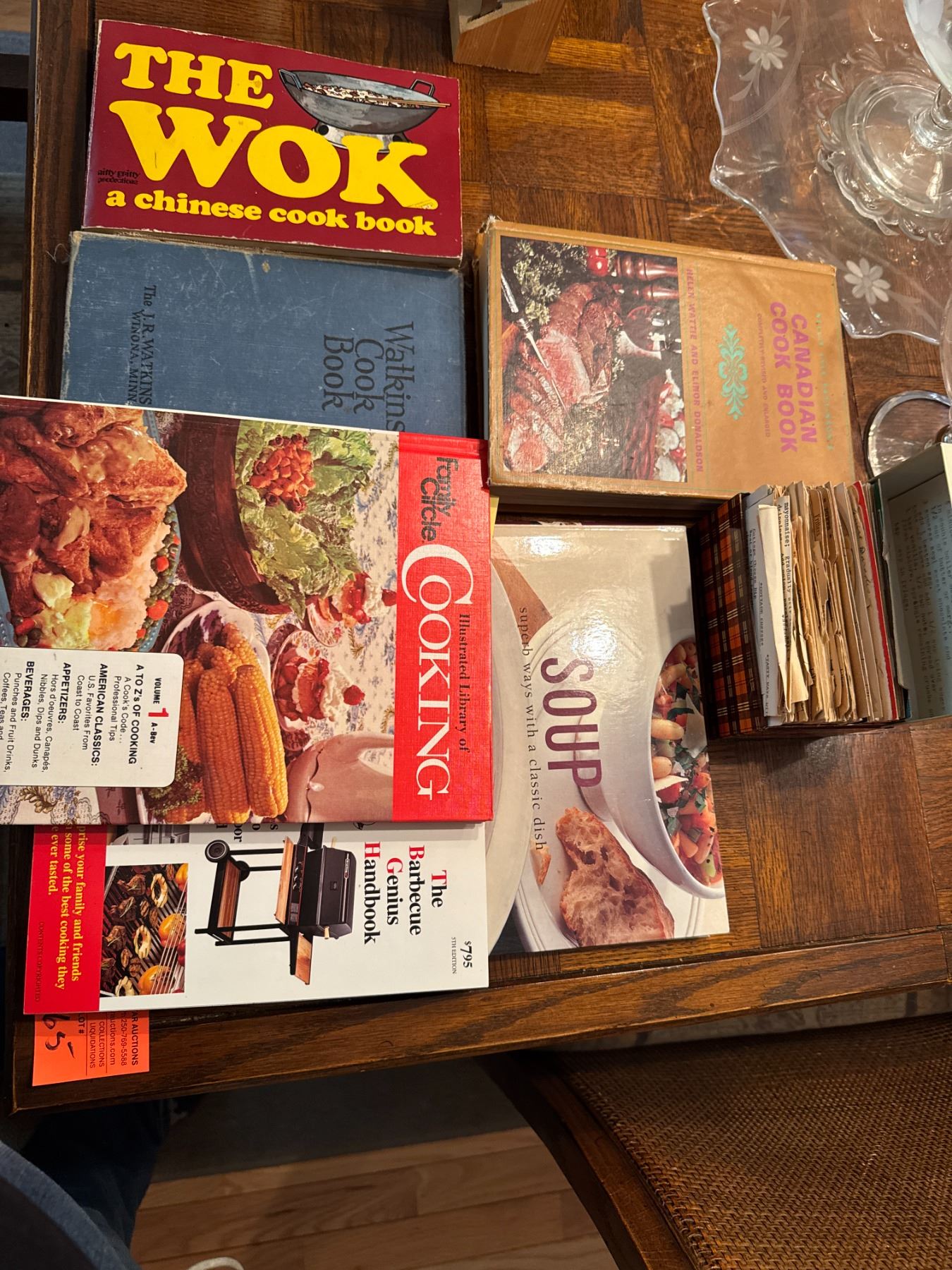 Cookbooks and recipe cards