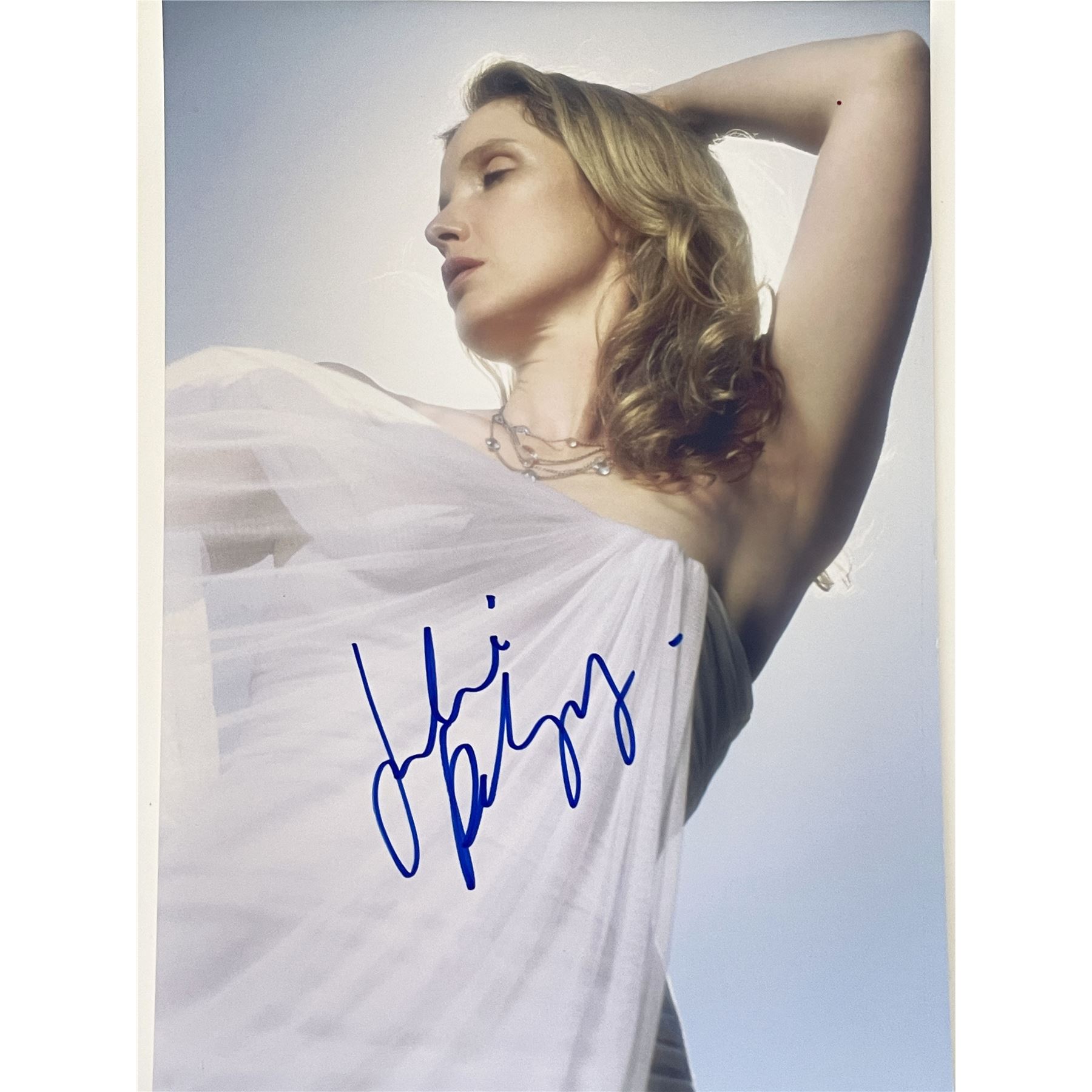 2 Days in Paris Julie Delpy signed photo