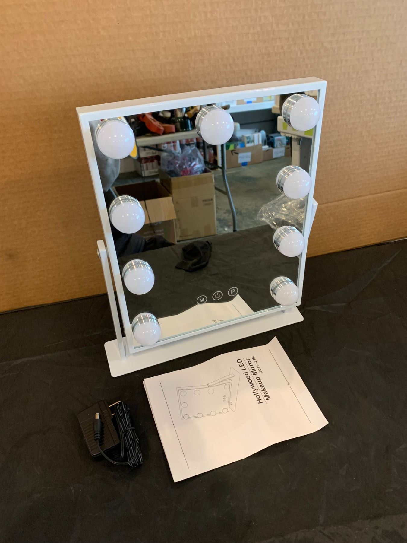 Leishe Vanity Makeup Mirror With 9 Dimmable Bulb Lights