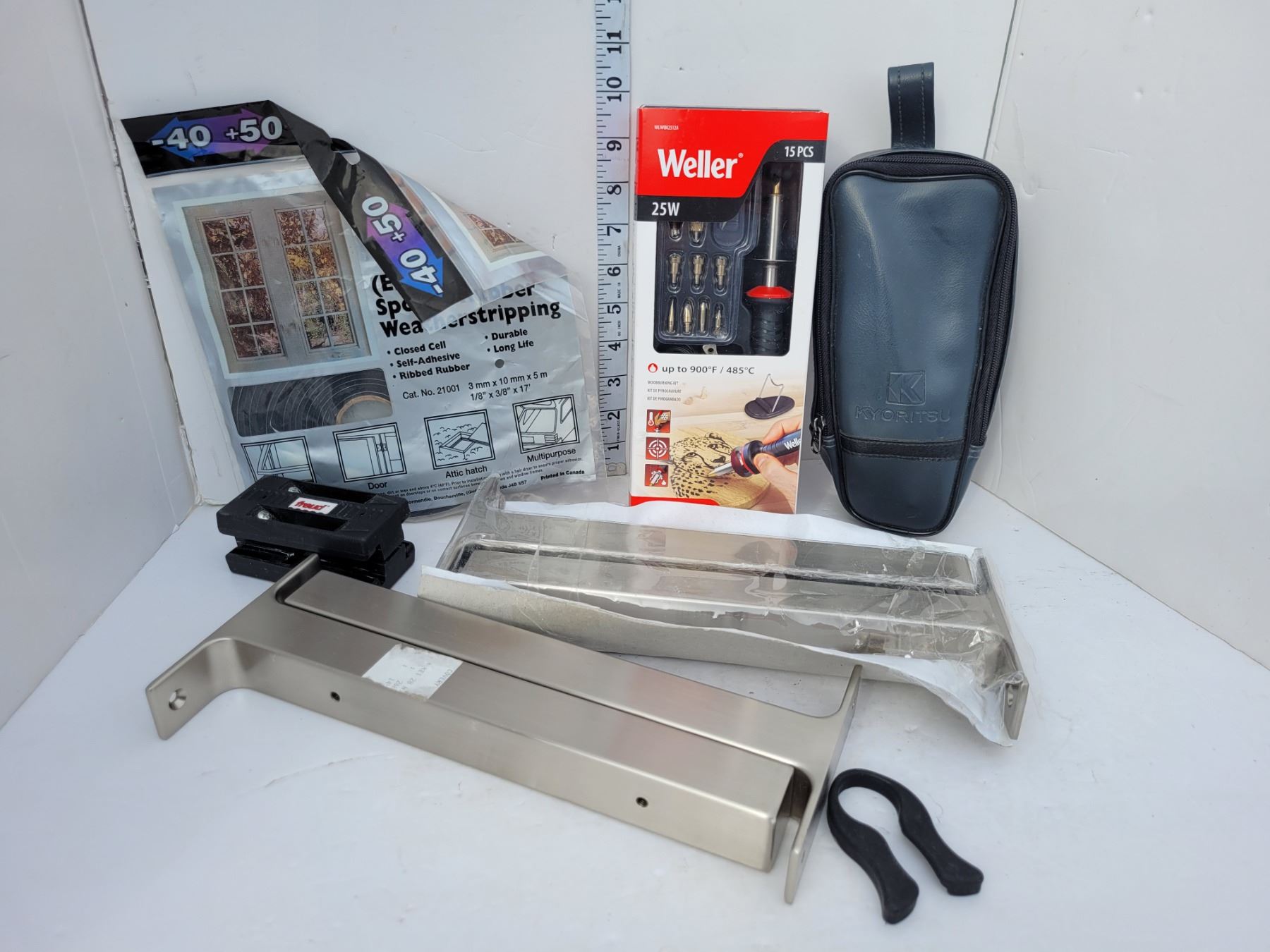 New 25W Weller 15 pc Woodburning Kit + Misc