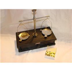 W.H.Curtin & Co. Scale w/Weights