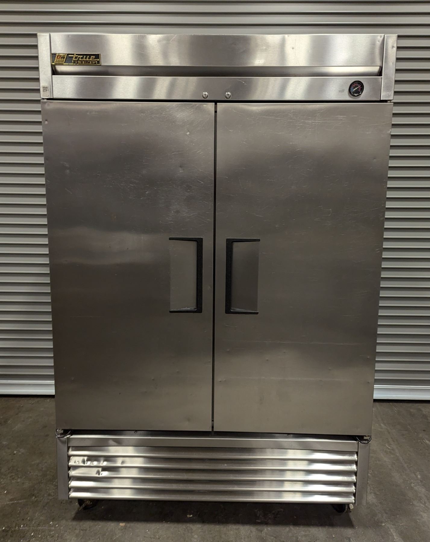 True T-49F 54" Double Door Stainless Freezer|4887/R8