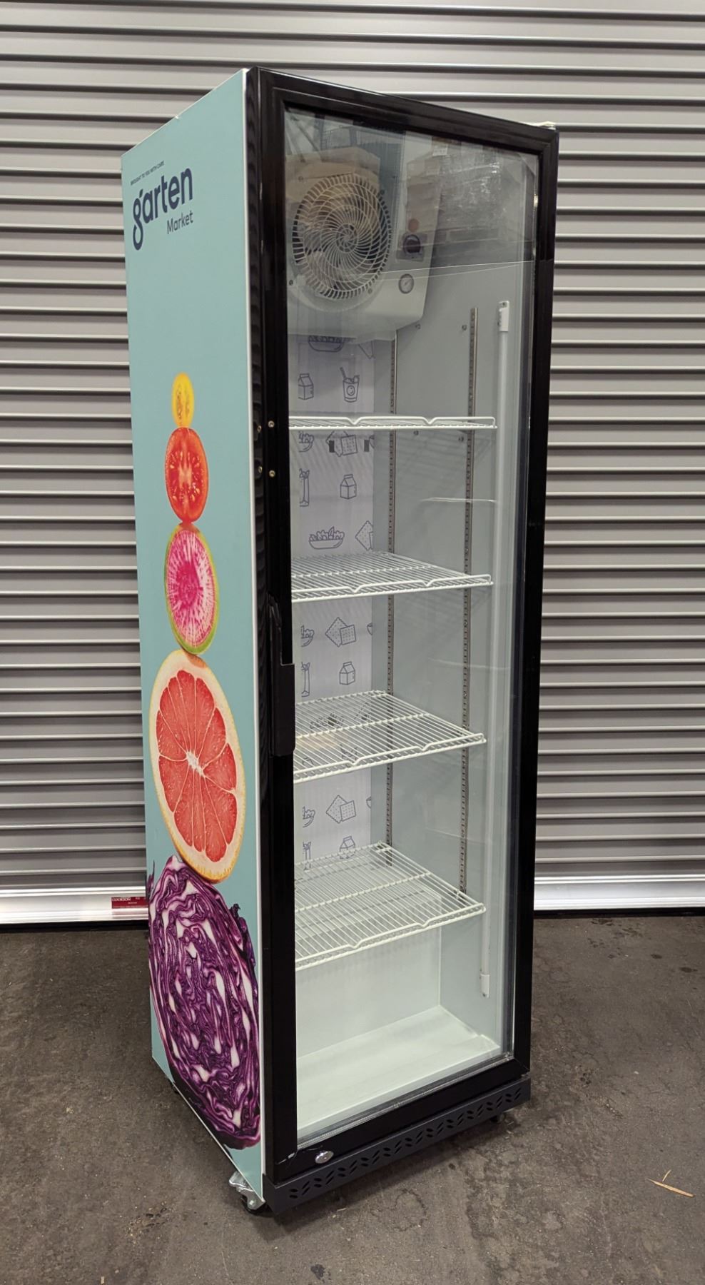24" Glass Door Upright Cooler|40034