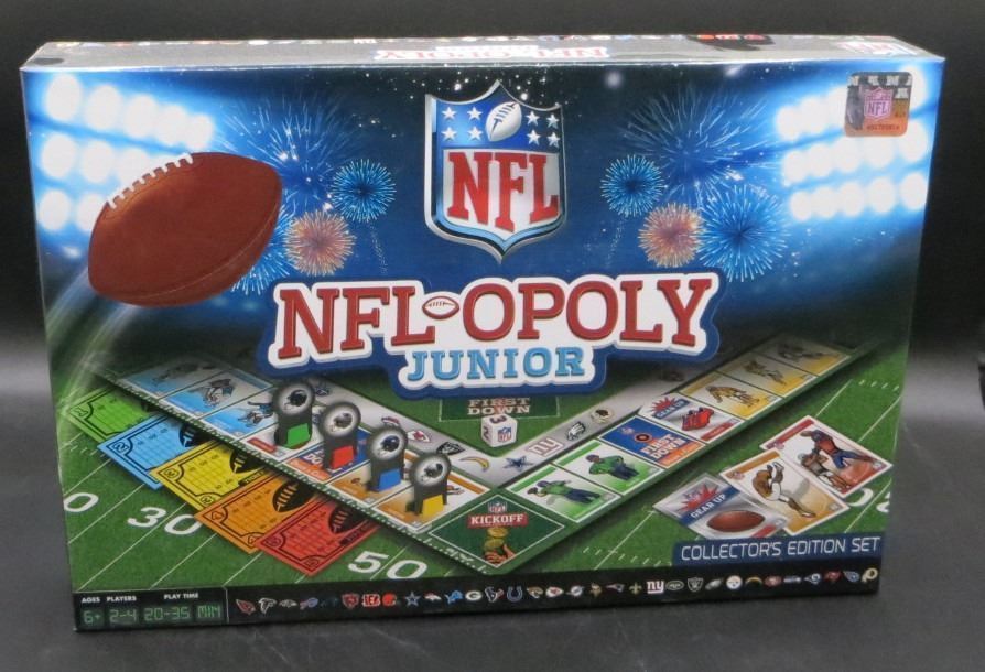 New NFL-OPOLY Junior Board Game Collector's Edition