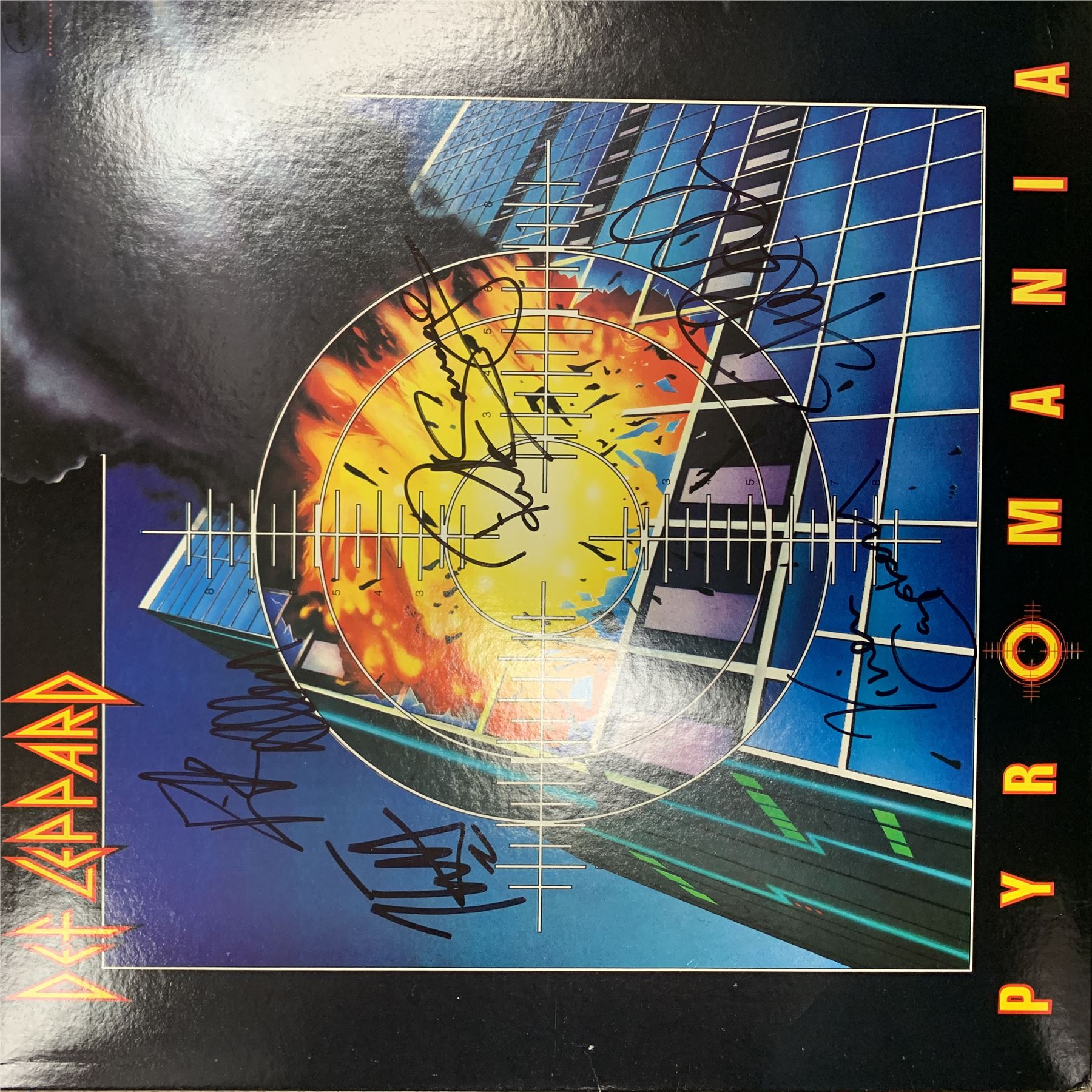 Def Leppard Pyromania signed album