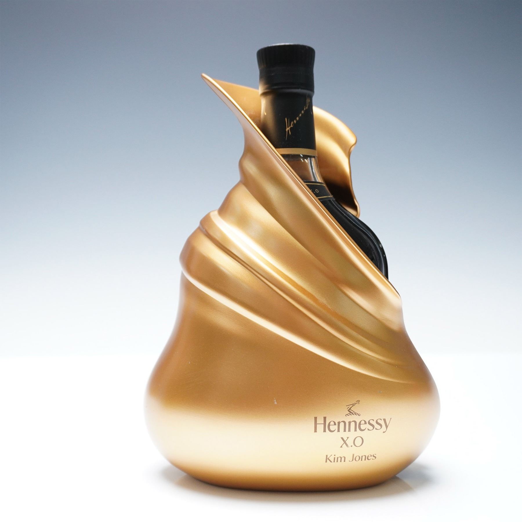 Hennessy X.O Kim Jones Limited Edition Cognac