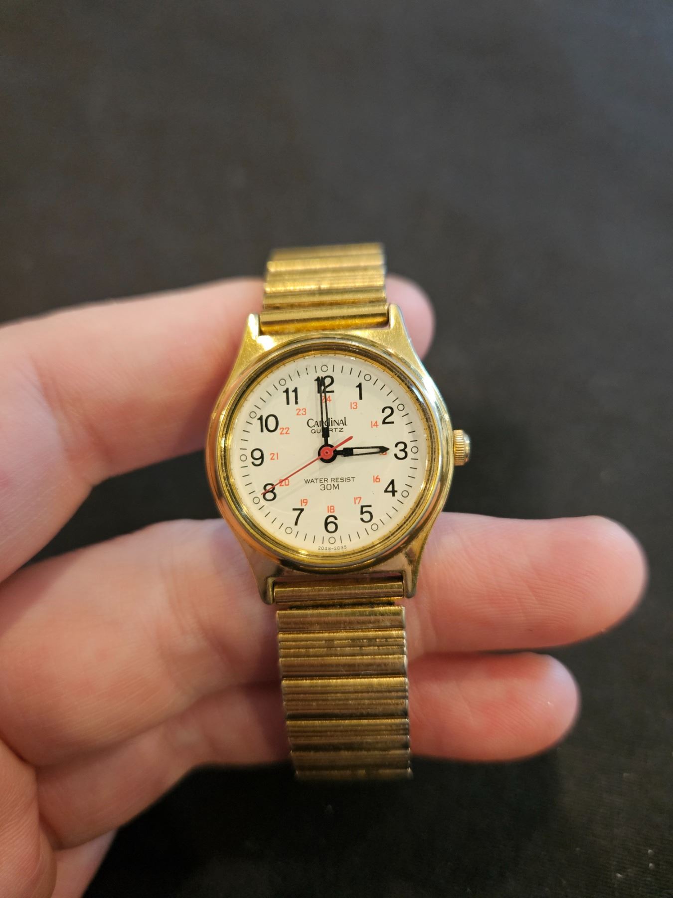 Cardinal watch with stretchy band