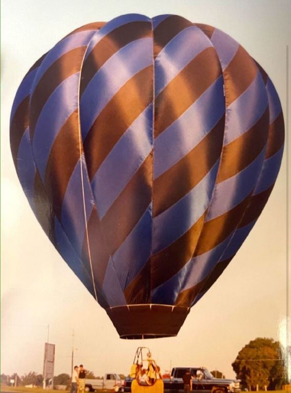 Balloon Works Firefly Series 9B-15 Hot Air Balloon