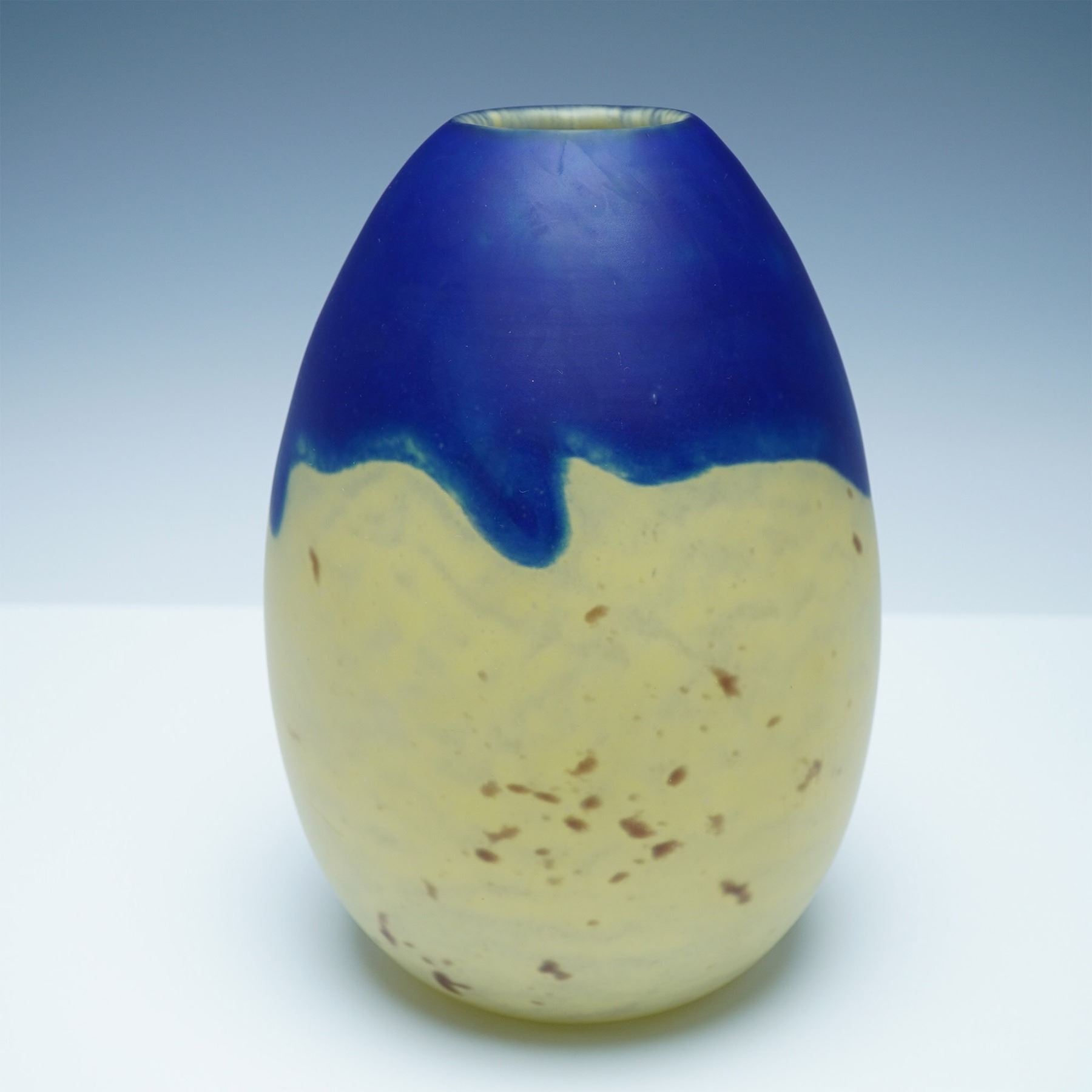 Schneider Ovoid Art Glass Vase