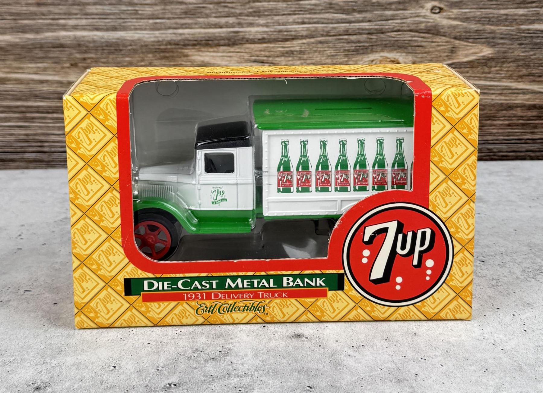 Ertl 1931 7up Delivery Truck Bank Die Cast