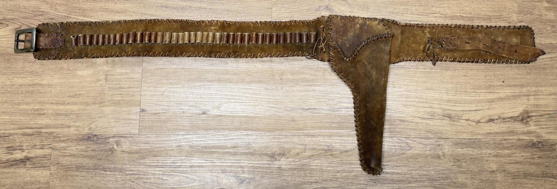 Antique Montana Frontier Gunfighter Pistol Rig