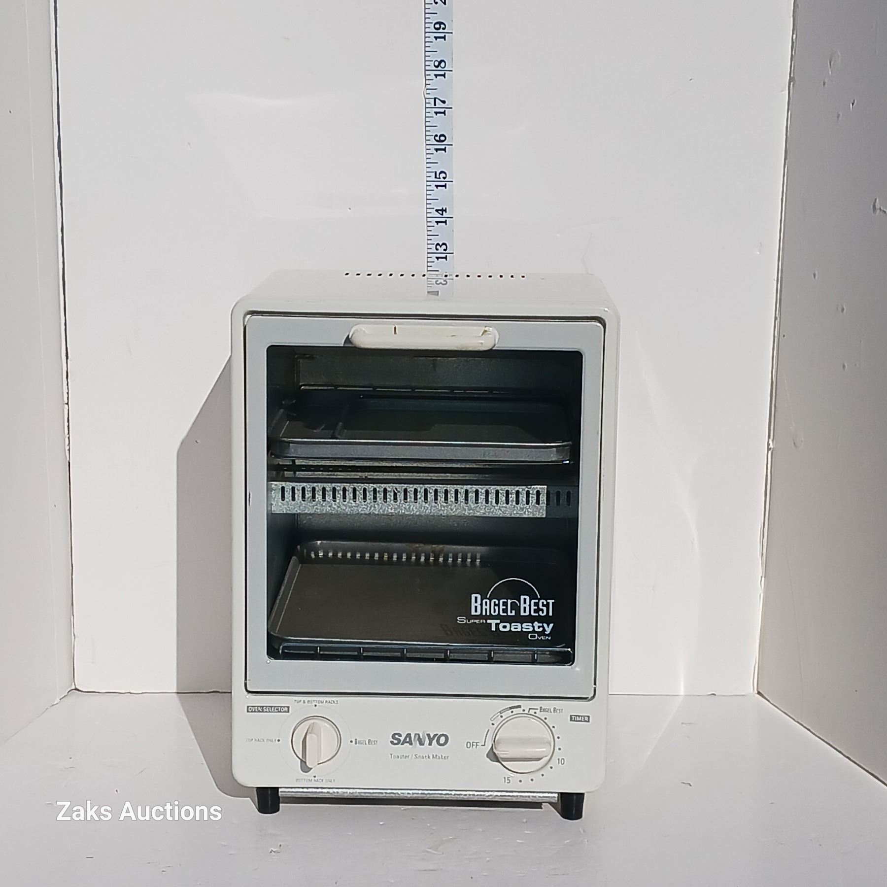 New SANYO Toaster Oven, Model SK-7W, 120v-950w AC Only