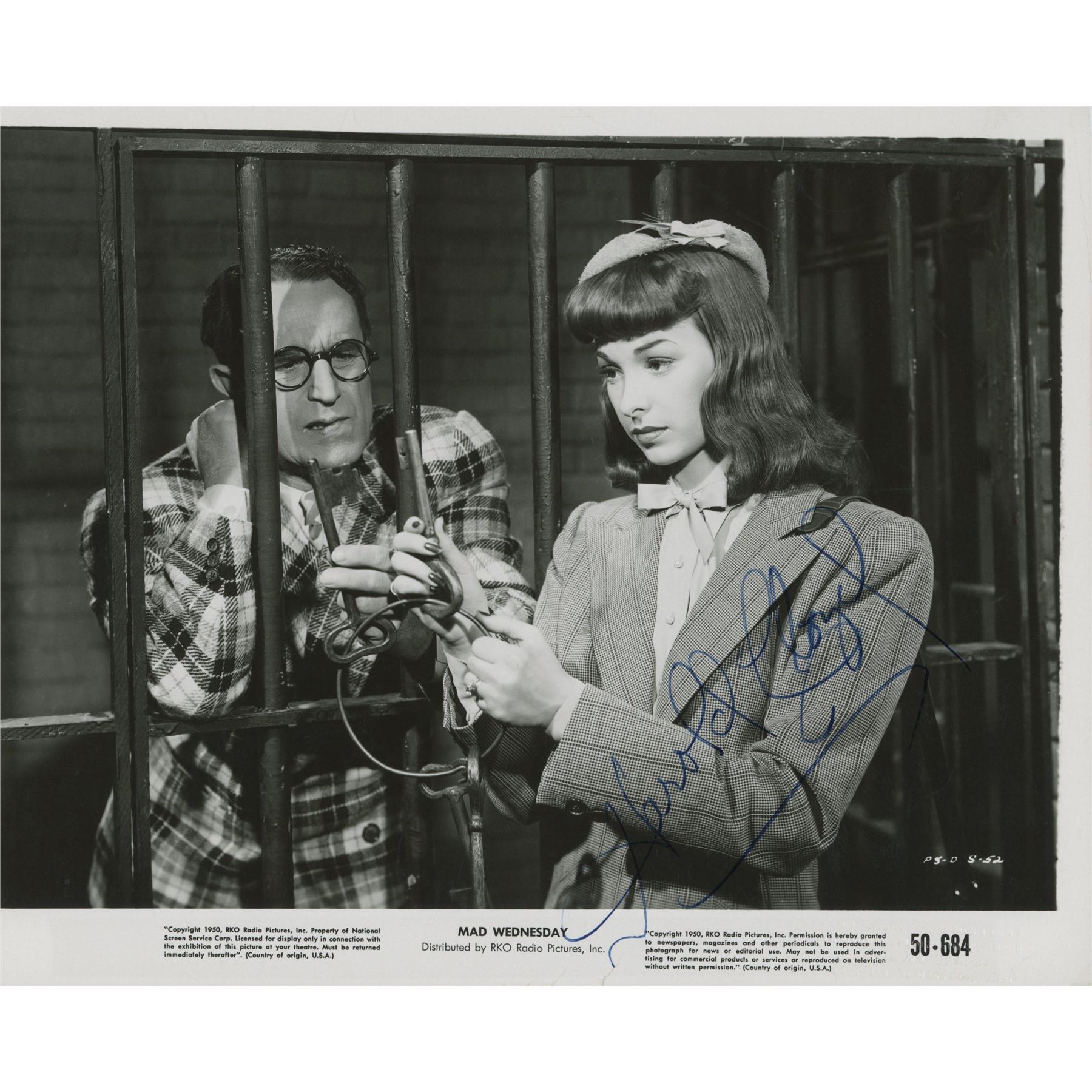 Mad Wednesday Harold Lloyd signed movie photo. GFA Authenticated