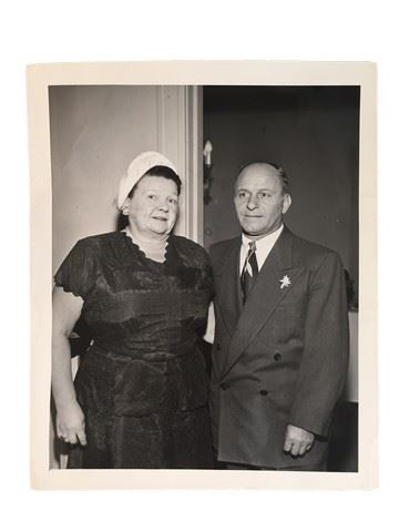 Frank Sinatra/Ava Gardner Wedding Day Photo of Parents