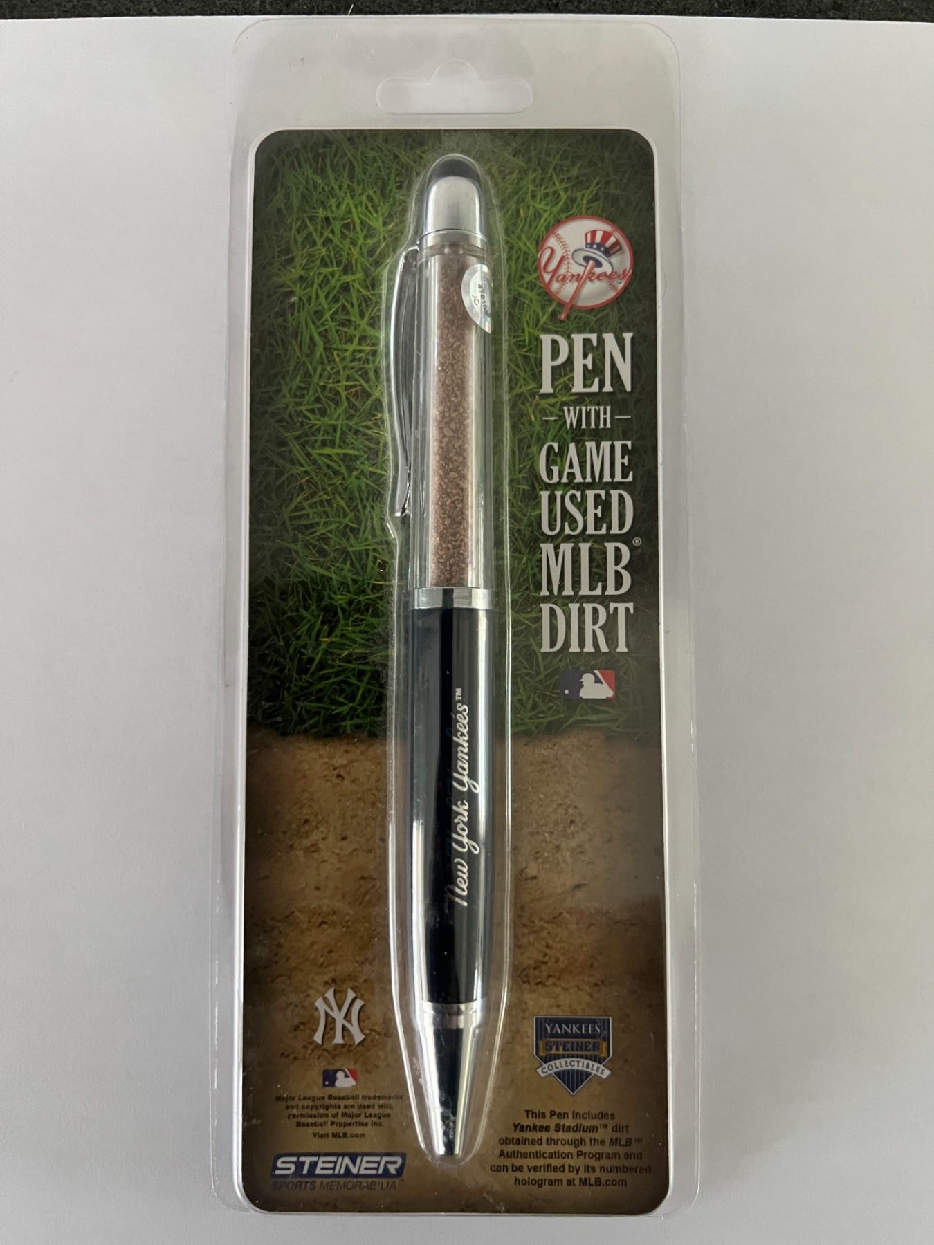 NY Yankees game used dirt and official pen