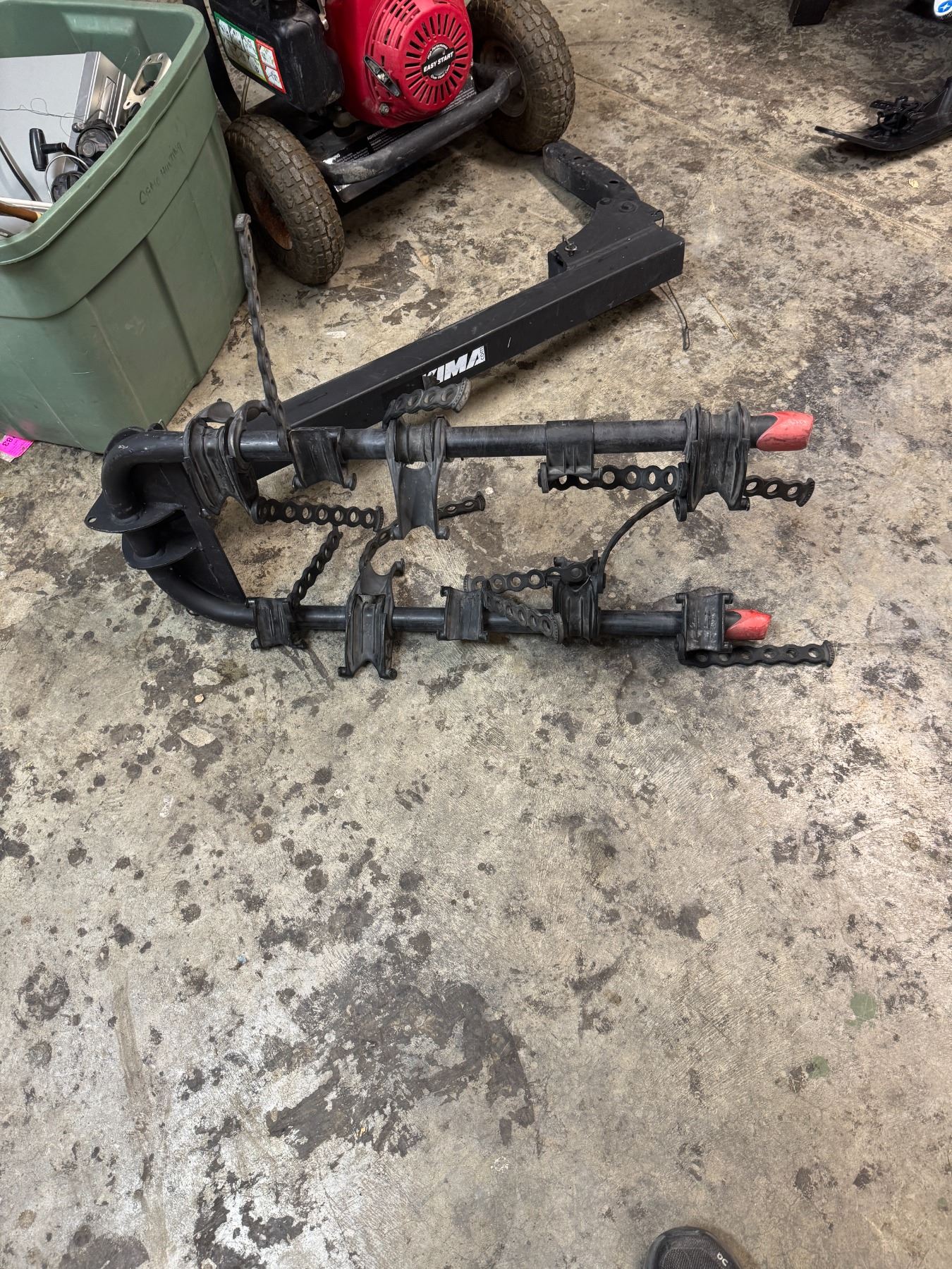 Hitch mount 2” Yakima 5 Bike Rack