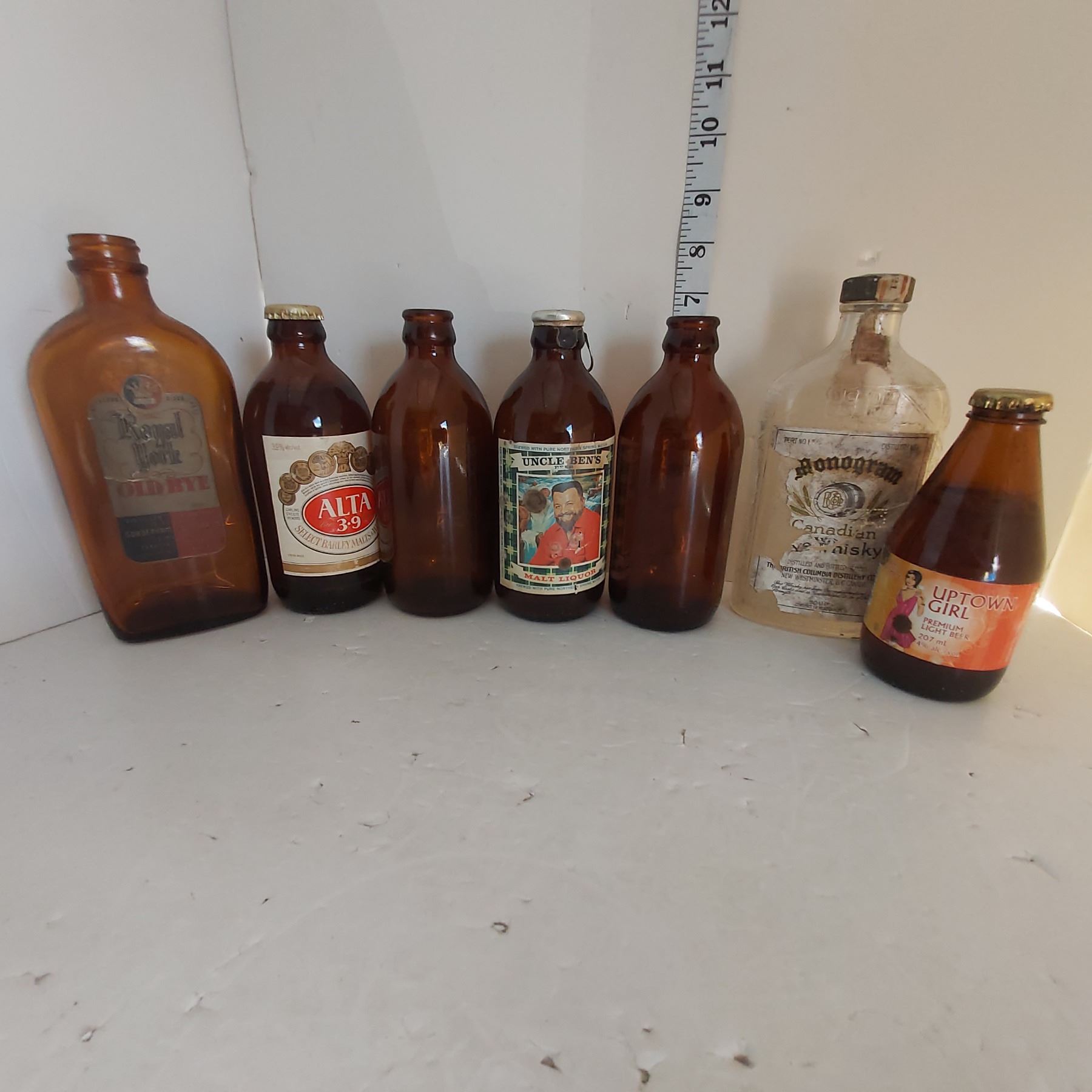 Vintage Bottle & Alcohol Collectors Lot