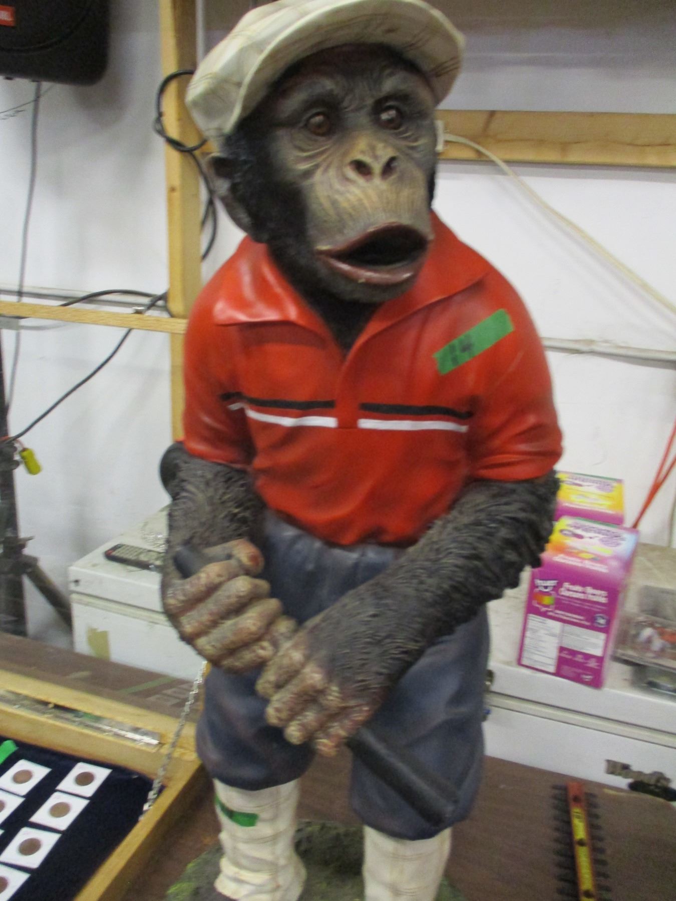 COLLECTABLE: MONKEY STATUE