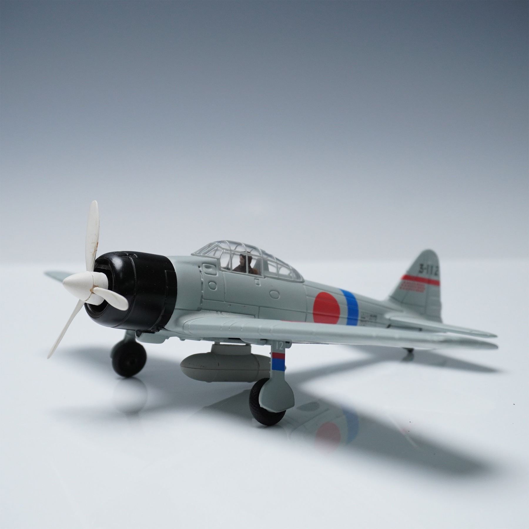Air Signature 1:48 Mitsubishi A6M Zero Diecast Model