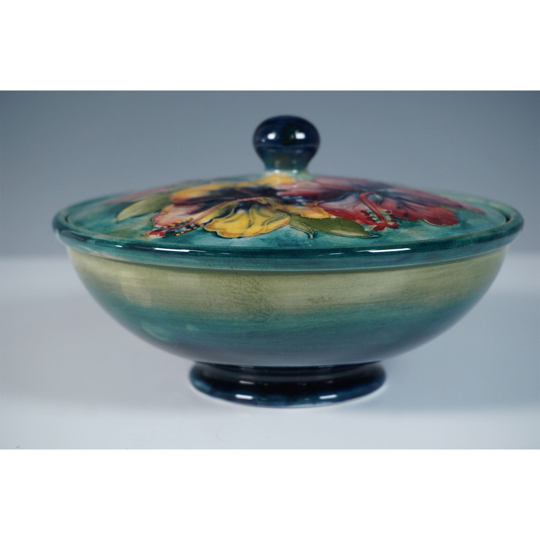 Moorcroft Pottery Powder Bowl, Hibiscus