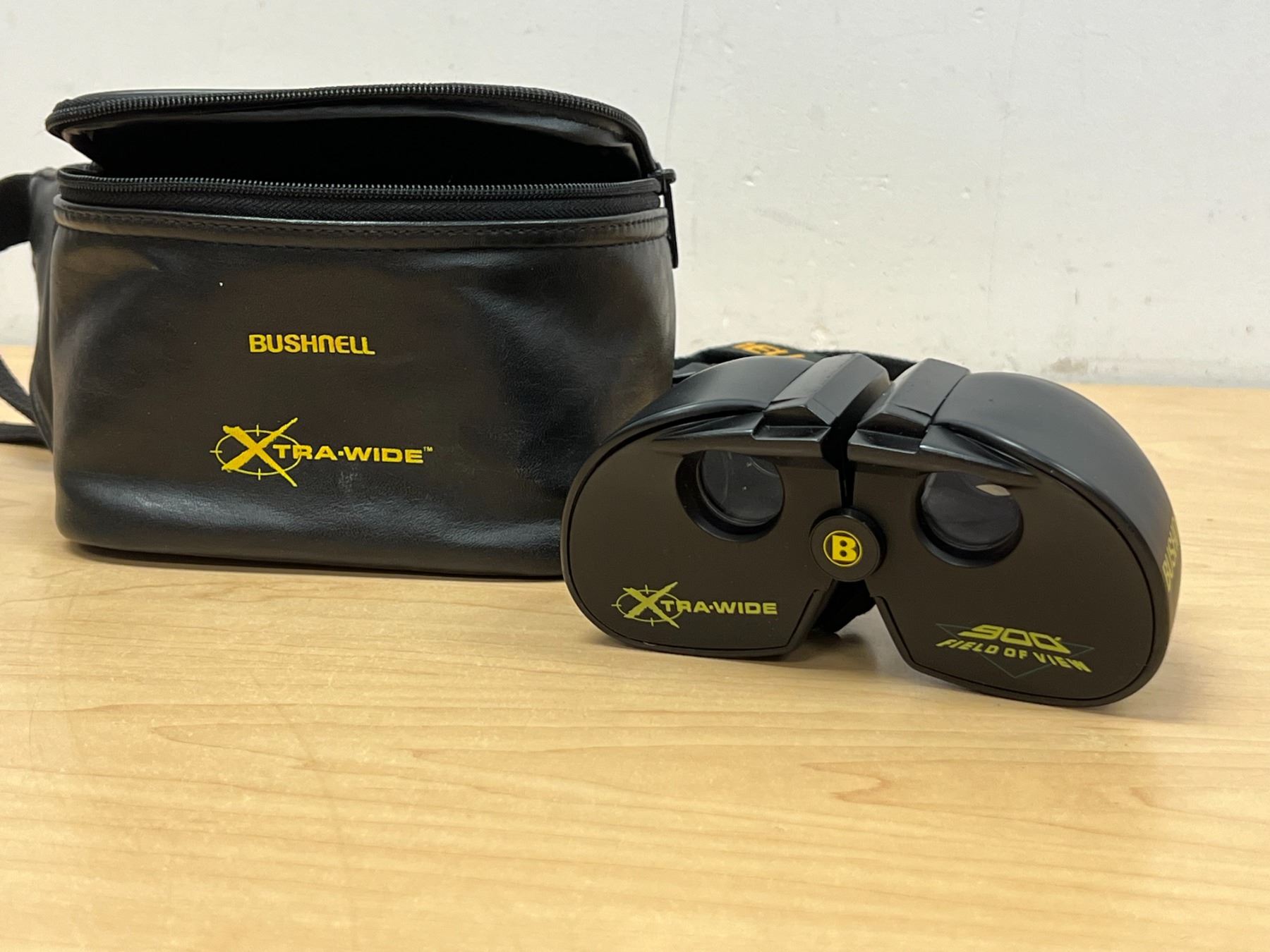 Bushnell Extra Wide 900' Field of View 4x21 Binoculars - see all photos