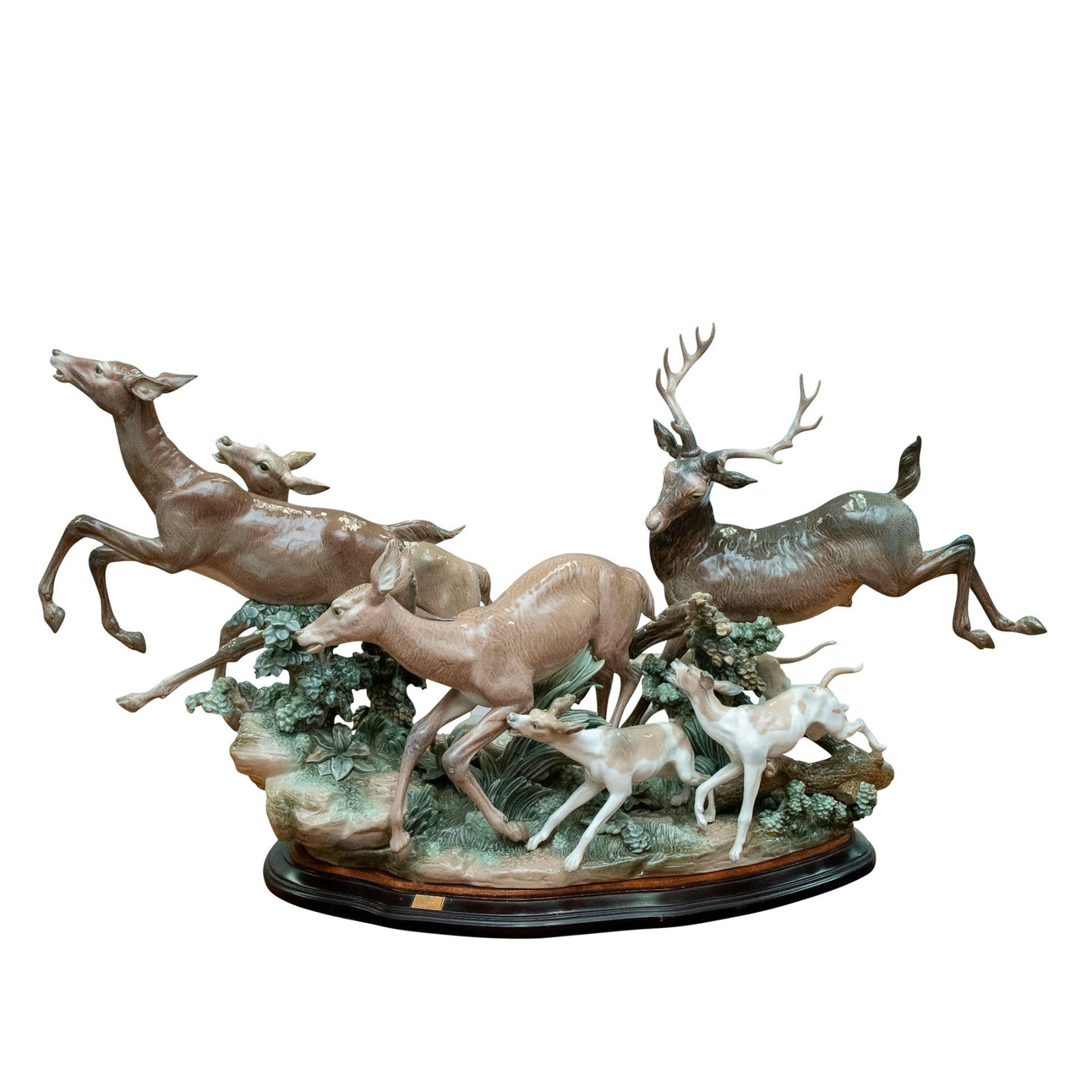 Rare Lladro Porcelain LE Sculpture, Pursued Deer 1001377