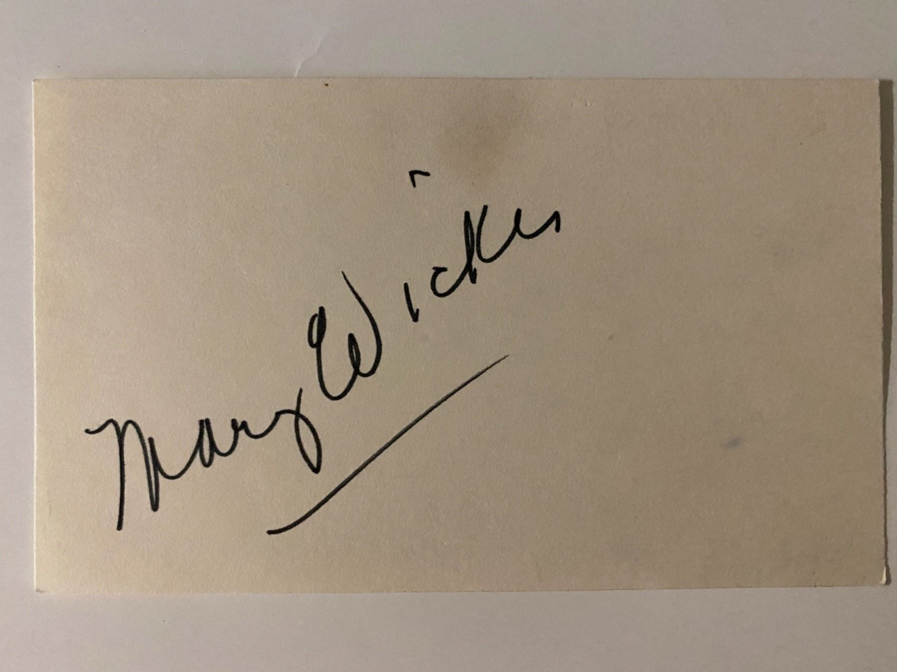 Mary Wickes signature cut