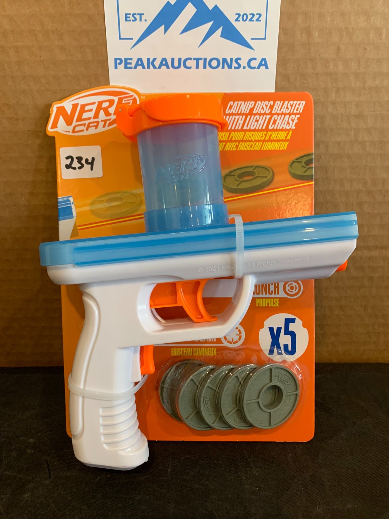 Nerf Cat Catnip Disc Blaster With Light Chase