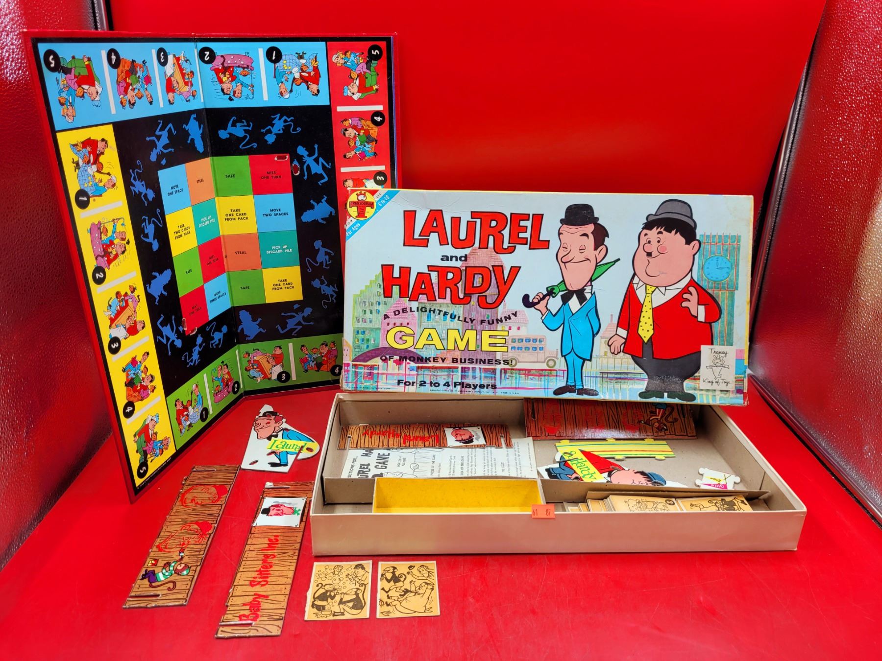 VTG Laurel & Hardy Board Game