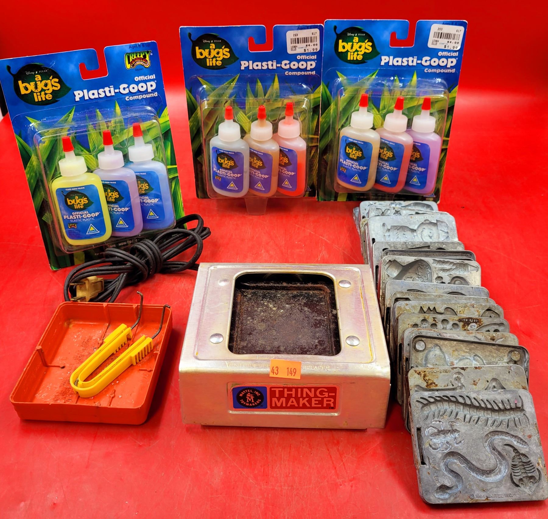 A Bugs Life Plasti-Goop & Mattel Thing-Maker w/ Molds