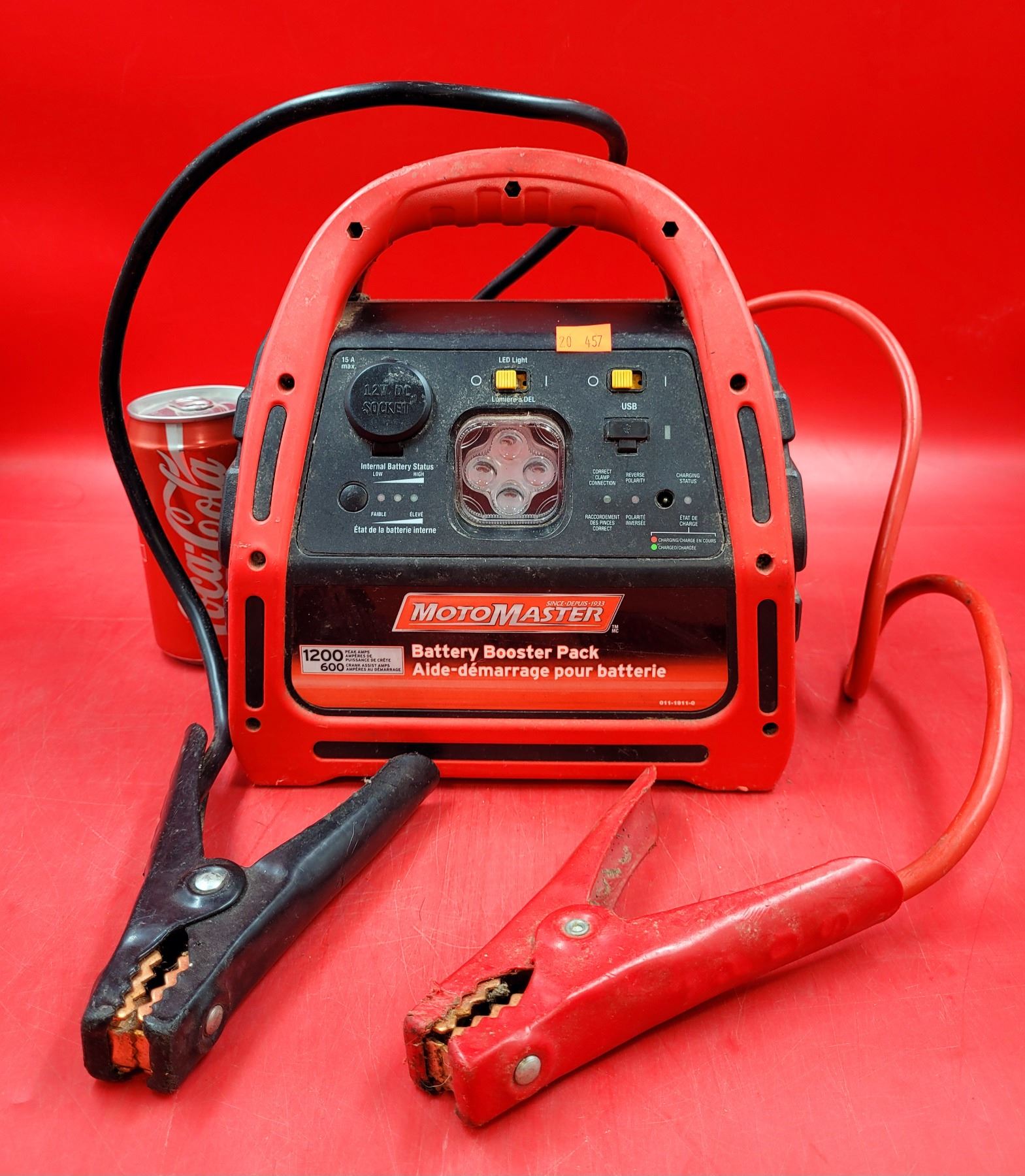 MotoMaster Battery Booster Pack