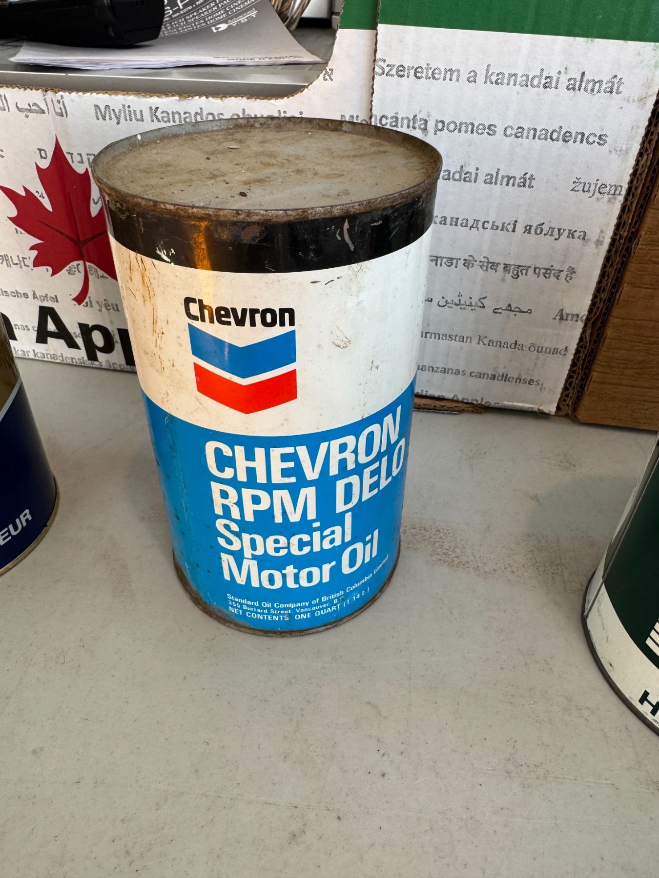 Chevron RPM Delo special motor oil