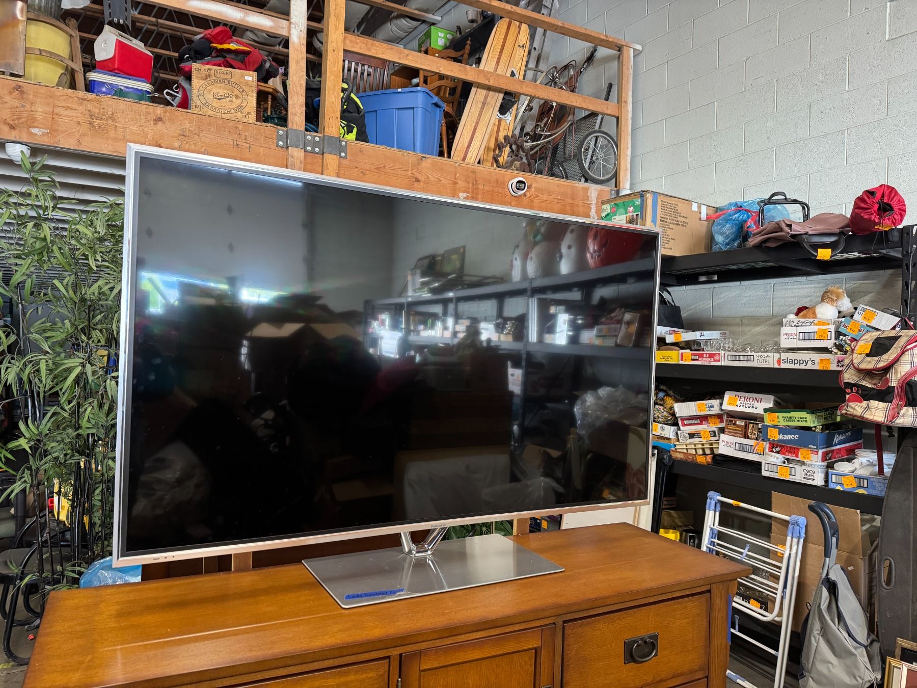Panasonic LCD TV 60 inch