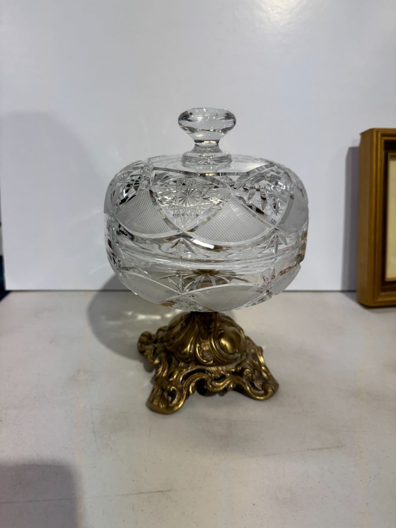 Limited Crystal dish