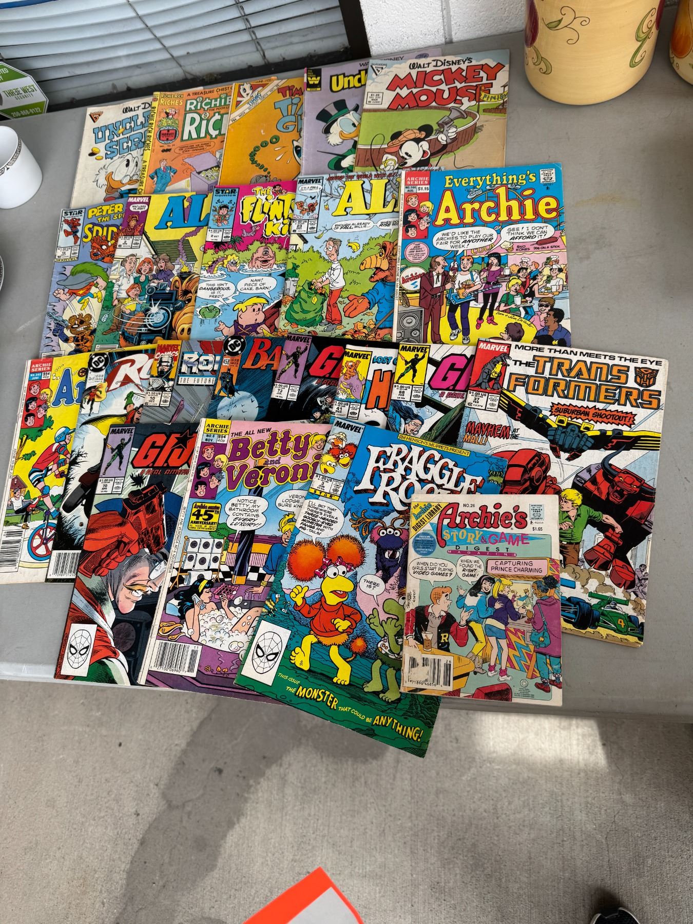 Archie Richie, Rich, uncle Scrooge, and other comics