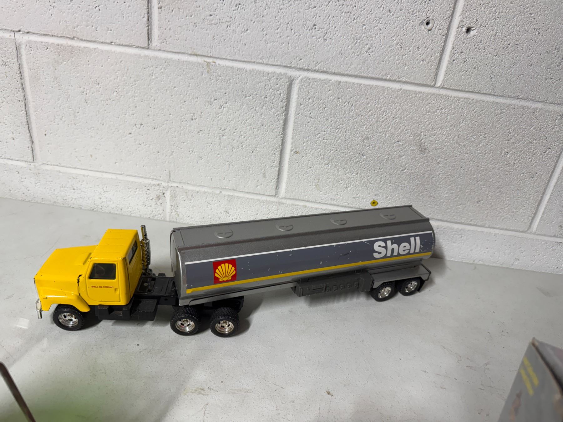 Shell die cast semi