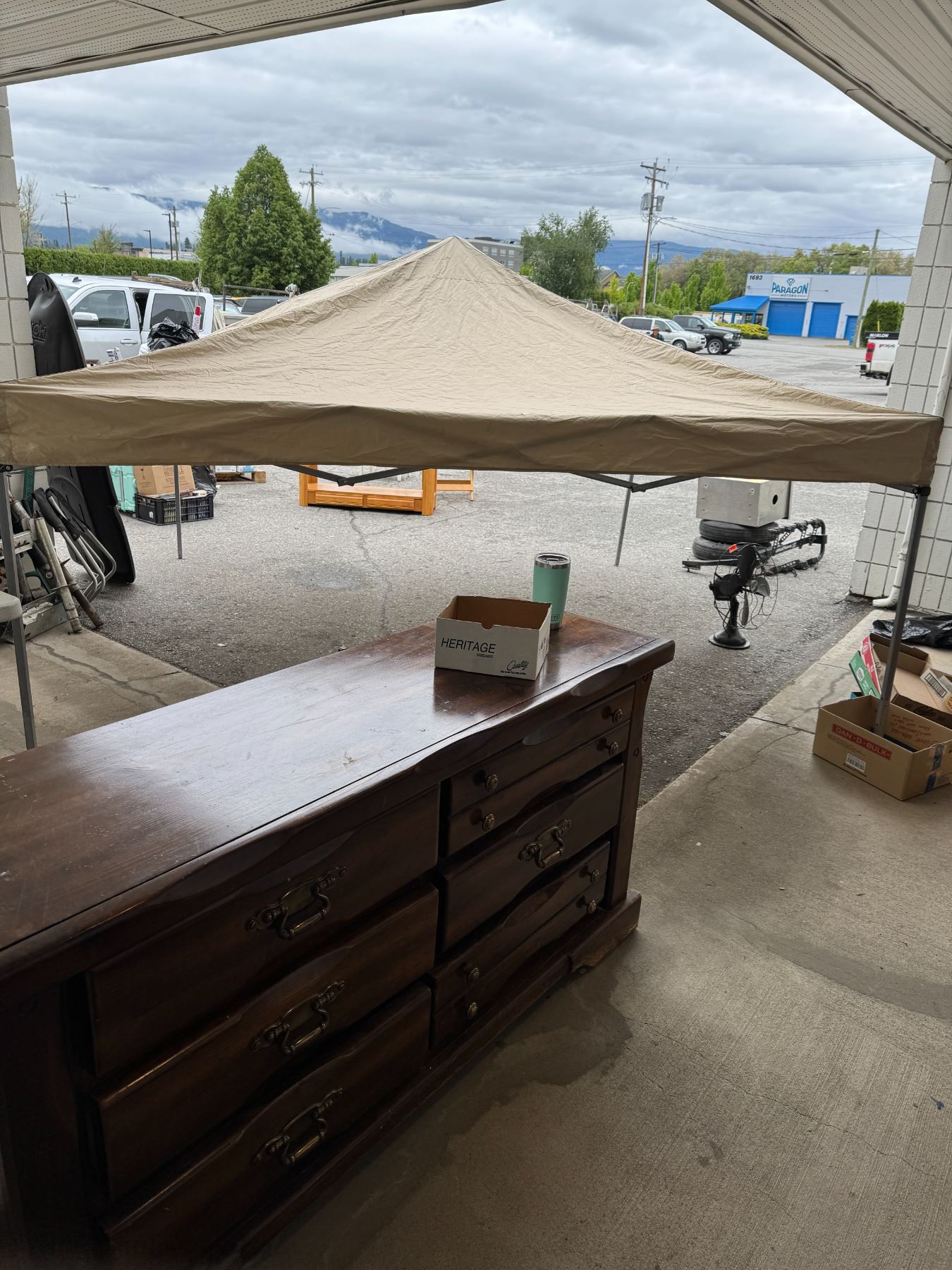 Canopy not in perfect condition