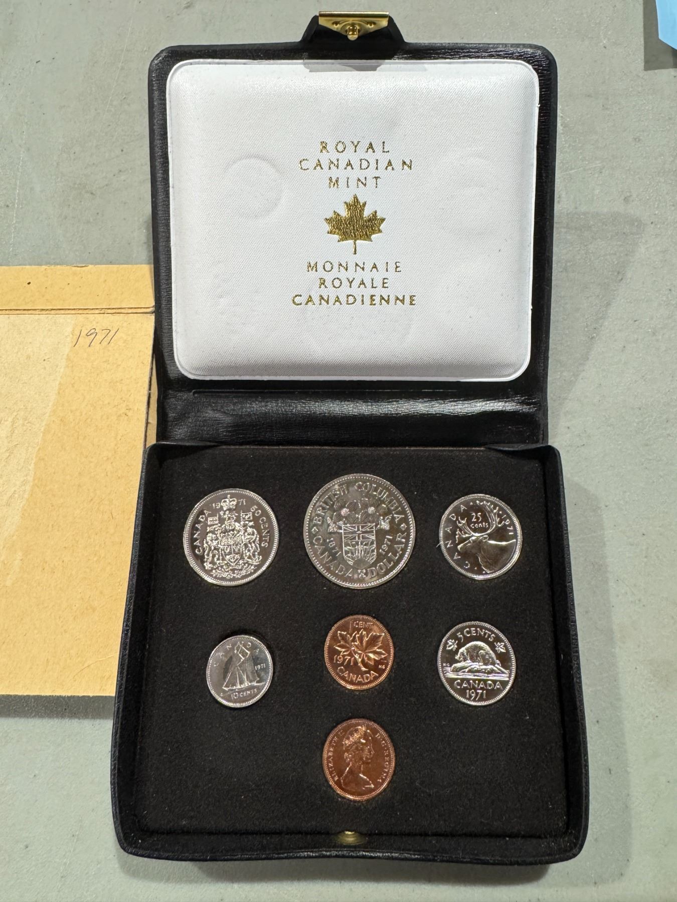 1971 Royal Canadian coin set
