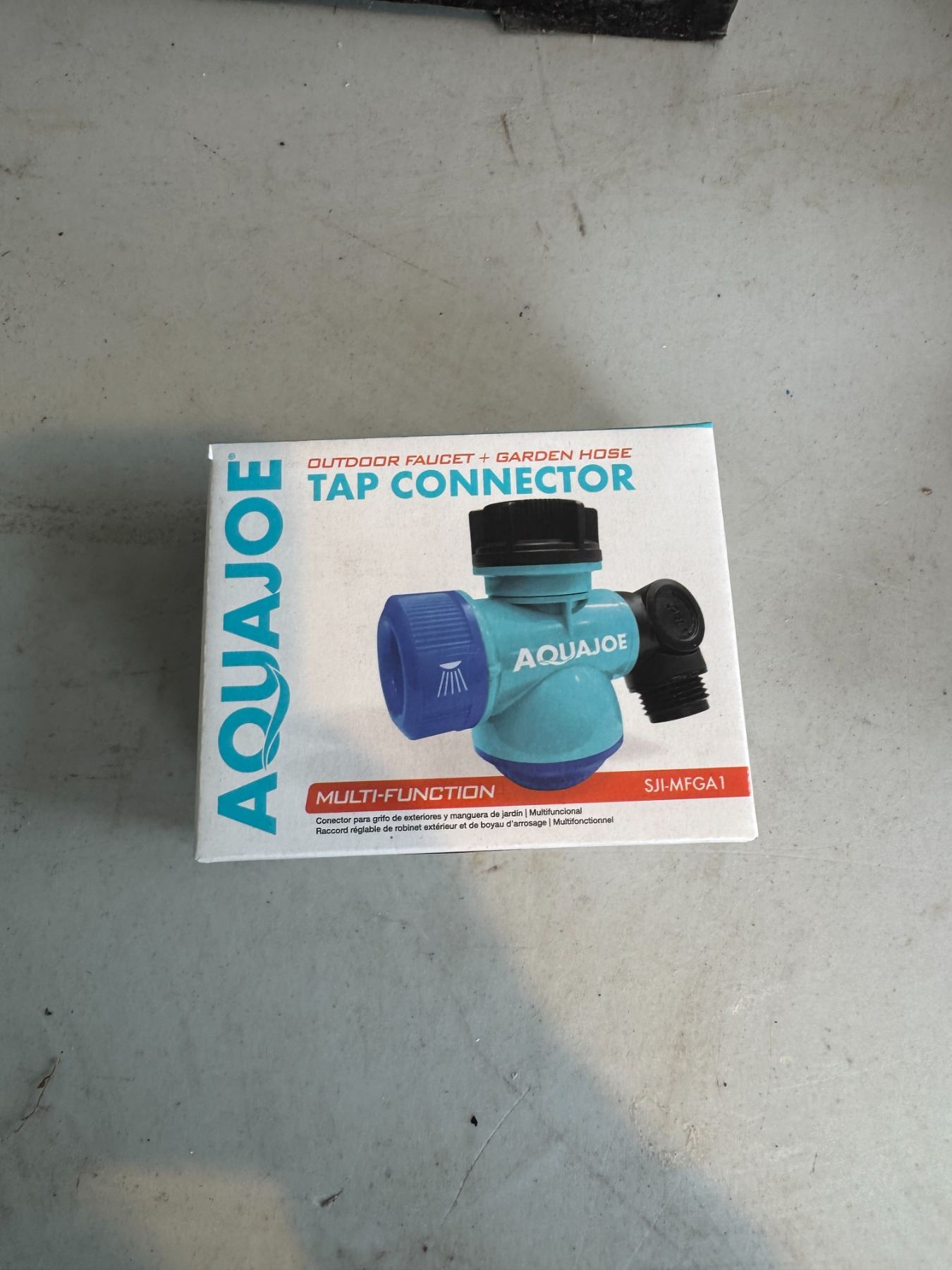 Tap connector