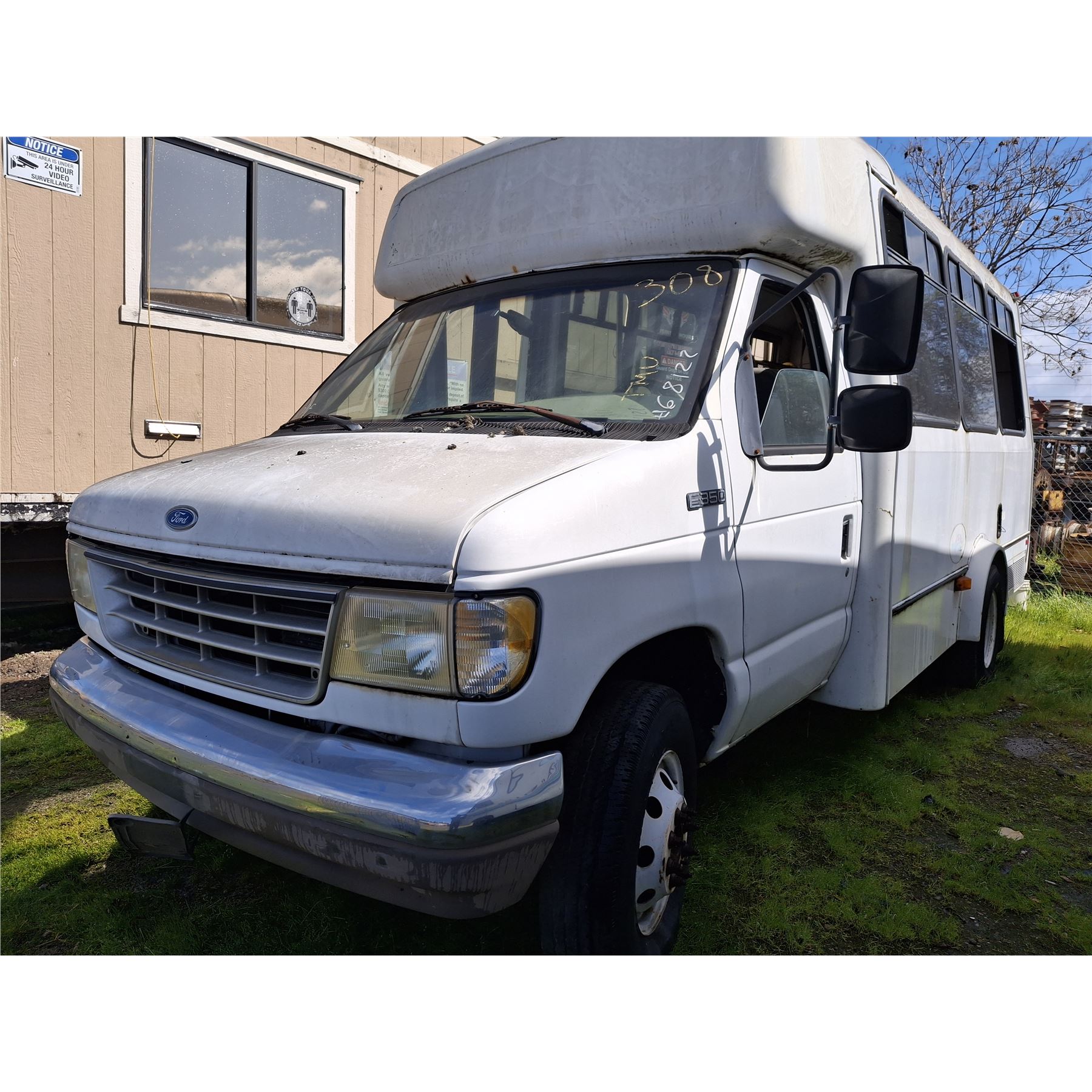 1996 Ford E-350