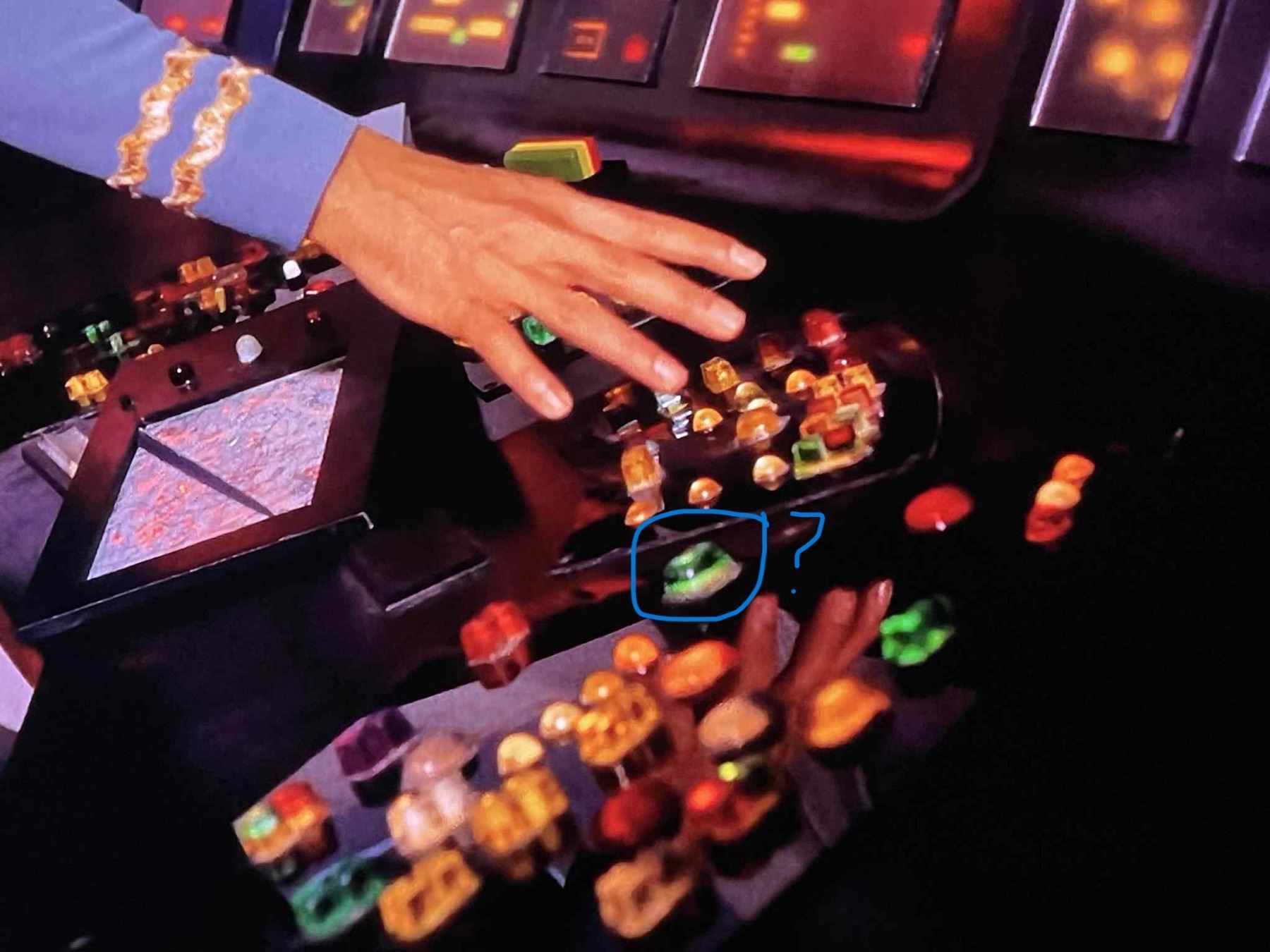 STAR TREK 1960's COMPUTER BUTTONS SCREEN USED FROM THE GREG JEIN ...