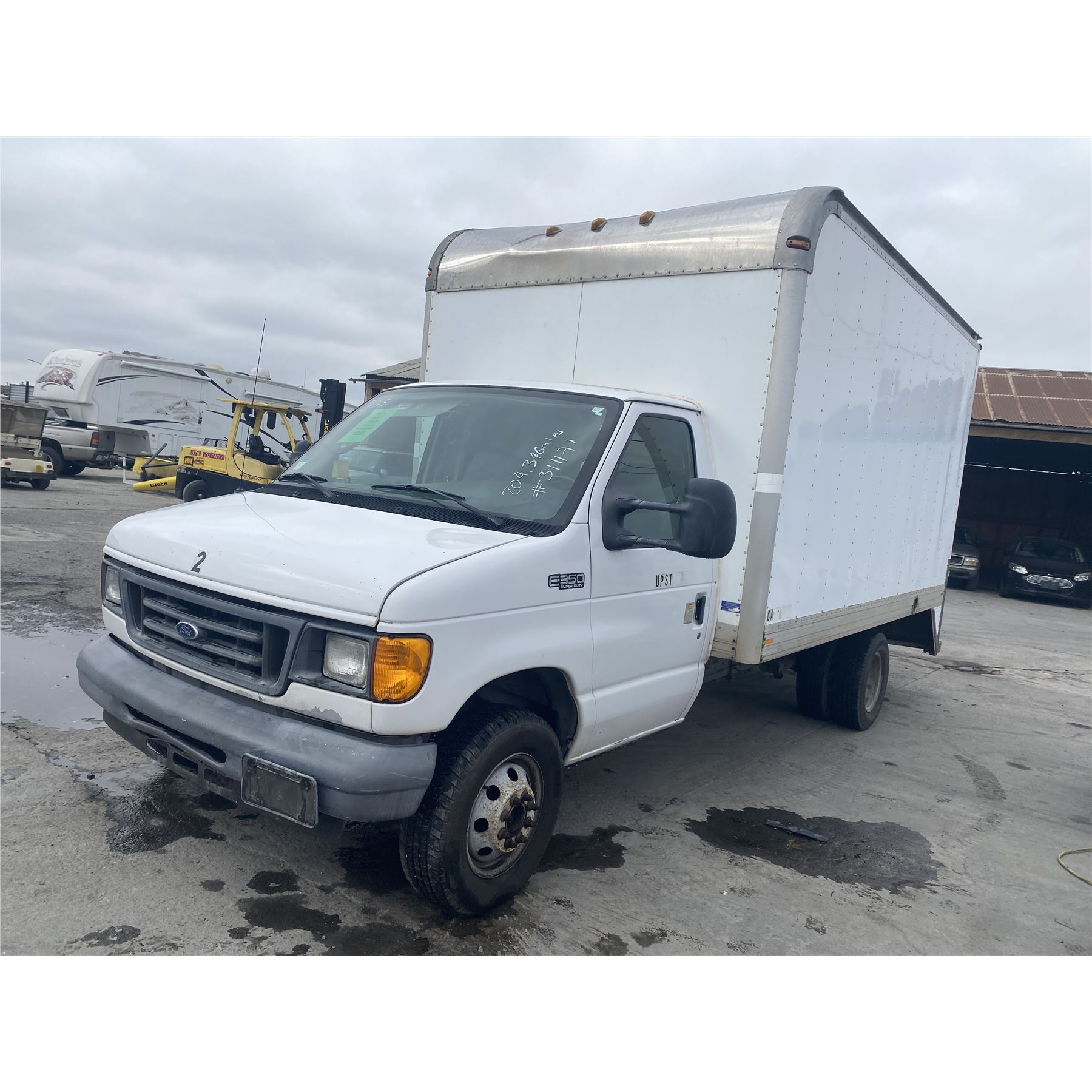 2005 Ford E-350