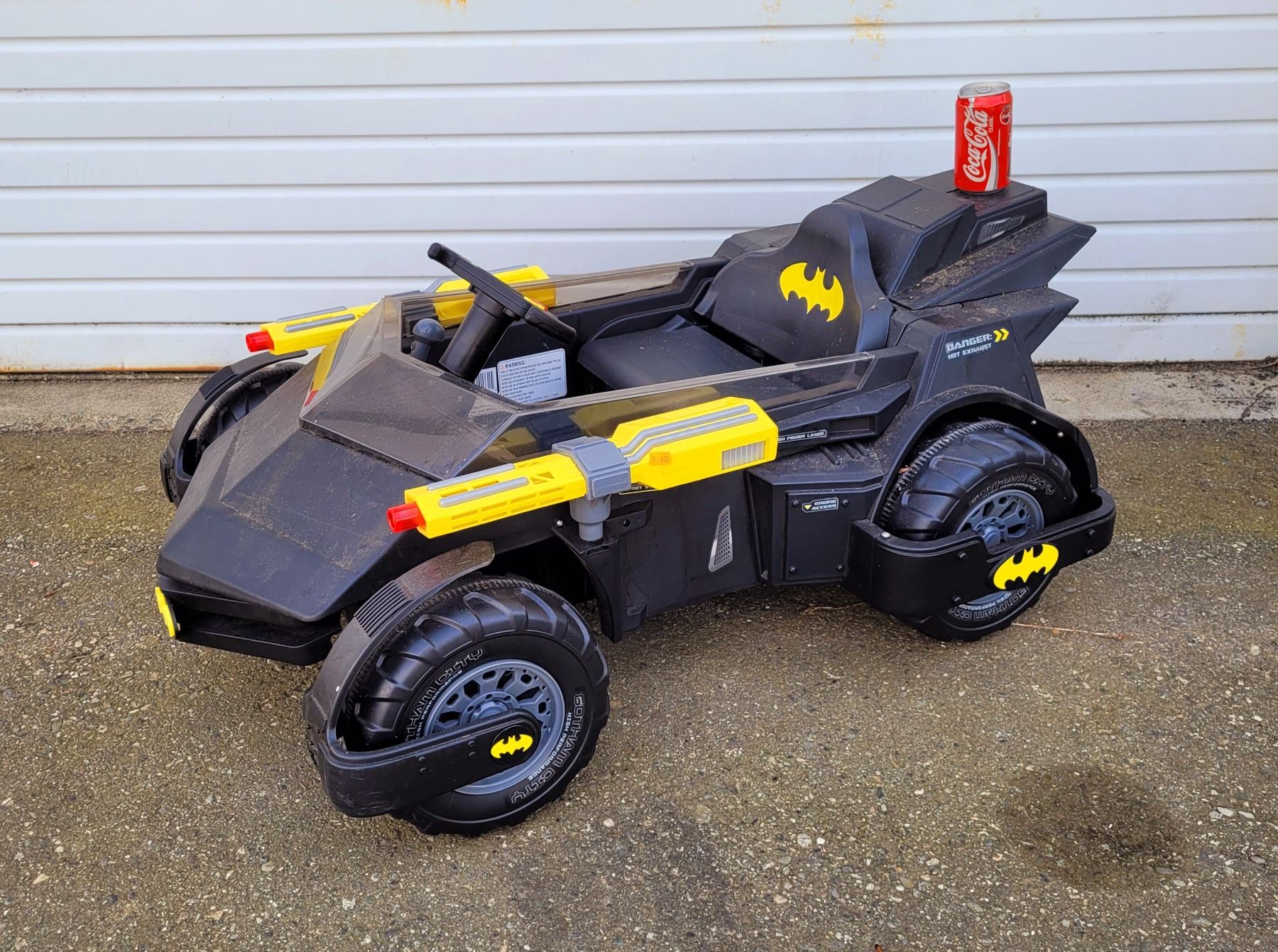 6V Batman Batmobile Ride-On
