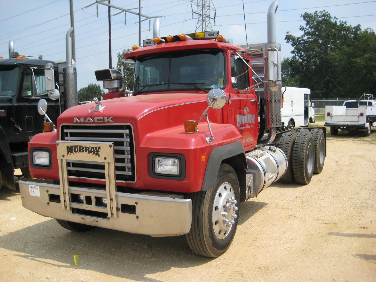 1993 MACK RD 688S T/A TRUCK TRACTOR