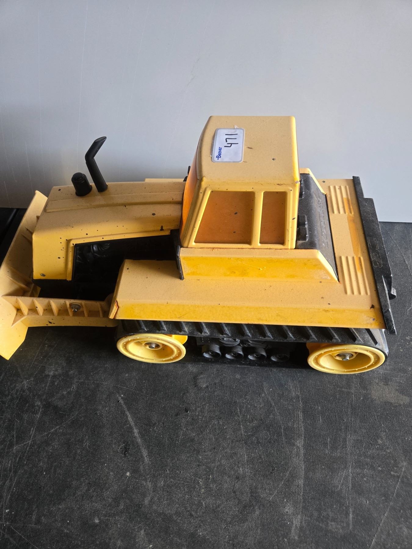 Large tonka bull dozer -excellent original paint - Schmalz Auctions