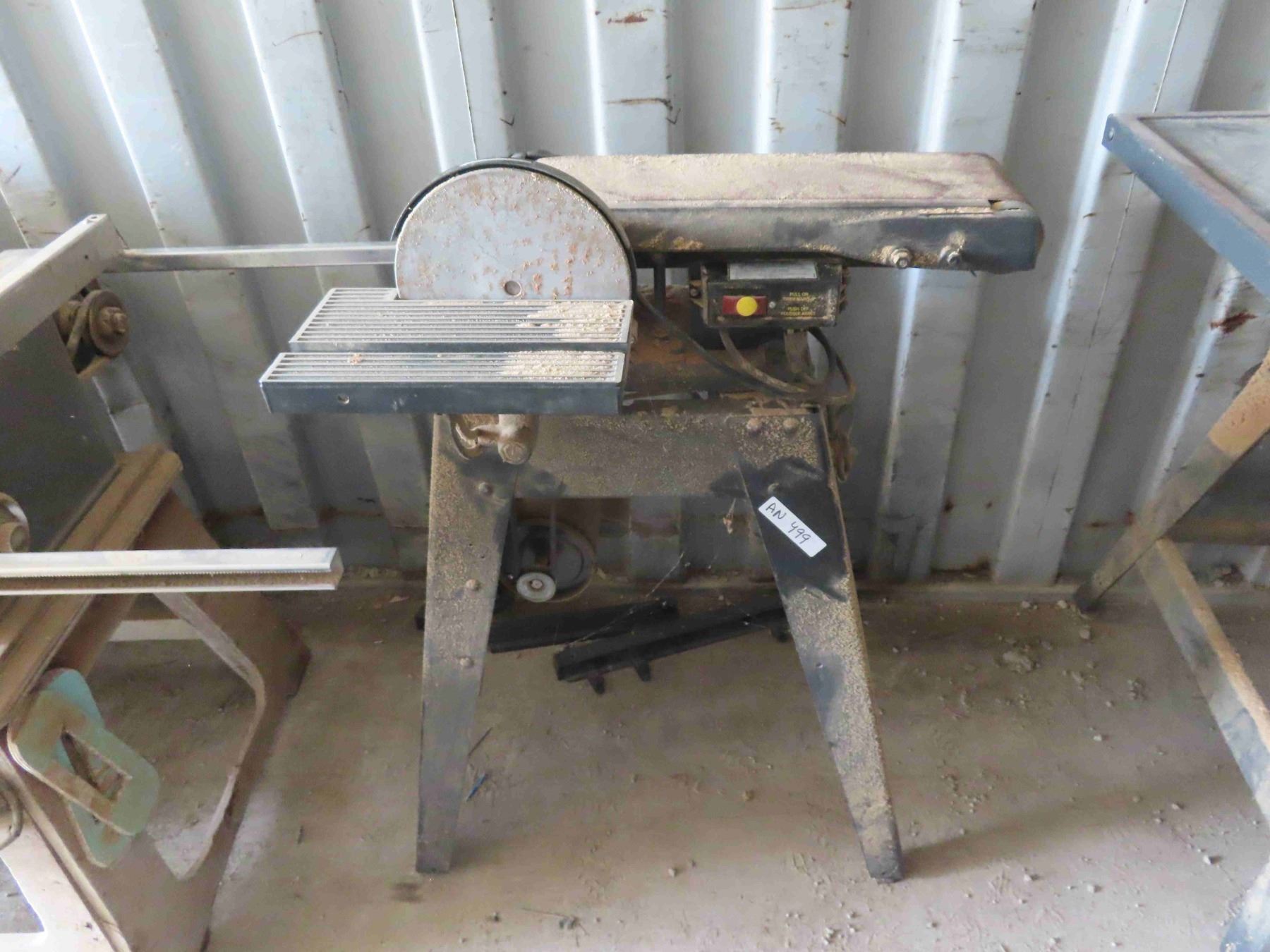 Craftsman 9'' Disc/6'' Belt Sander