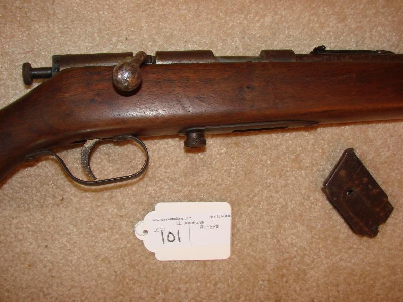 Sears Roebuck Ranger Bolt Action 22 w/clip