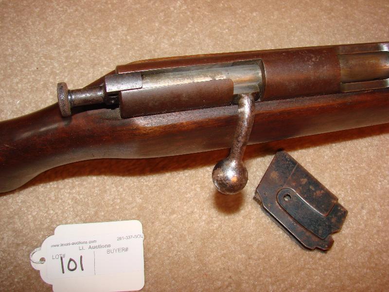 Sears Roebuck Ranger Bolt Action 22 w/clip